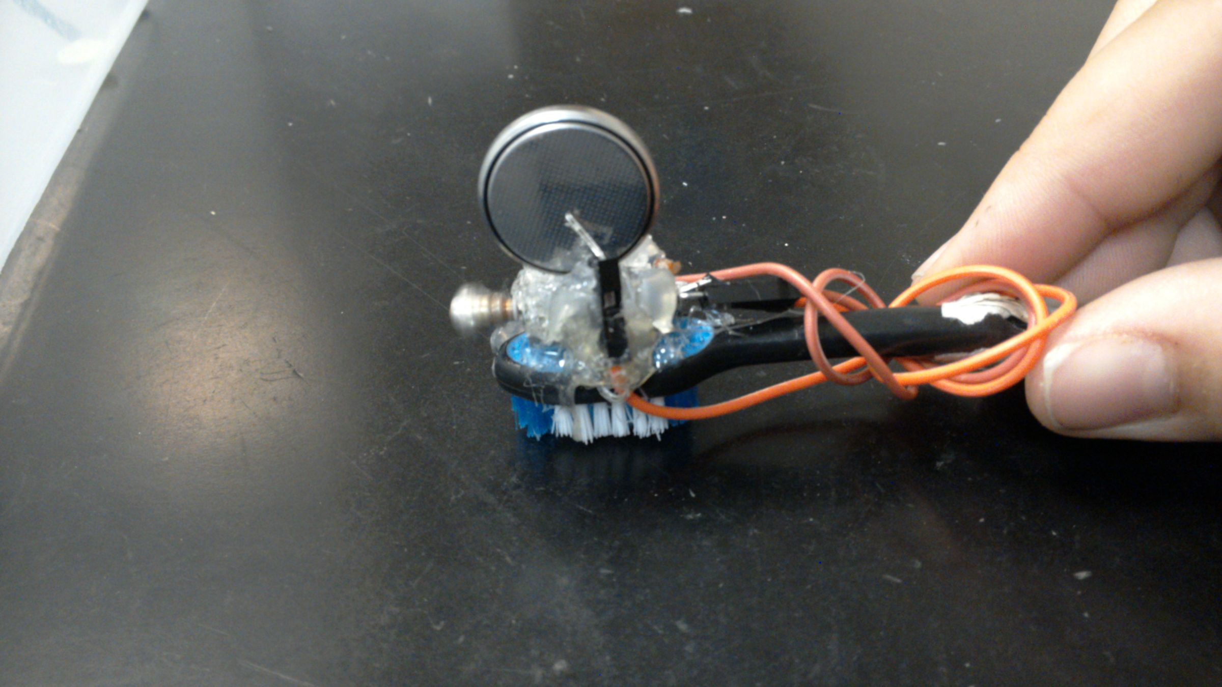 Bristle Bot : 5 Steps (with Pictures) - Instructables