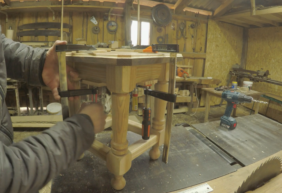Perfecting the Soviet Stool : 23 Steps (with Pictures) - Instructables