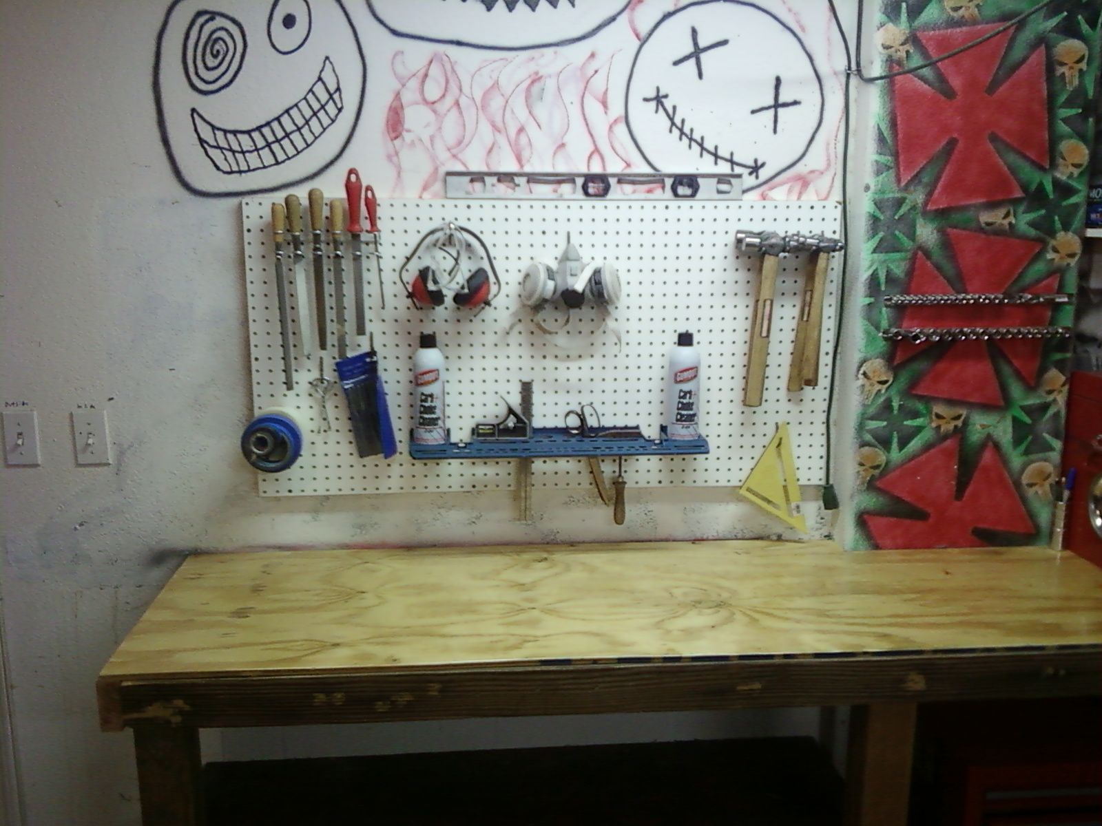 Maximize Your Workbench : 10 Steps - Instructables