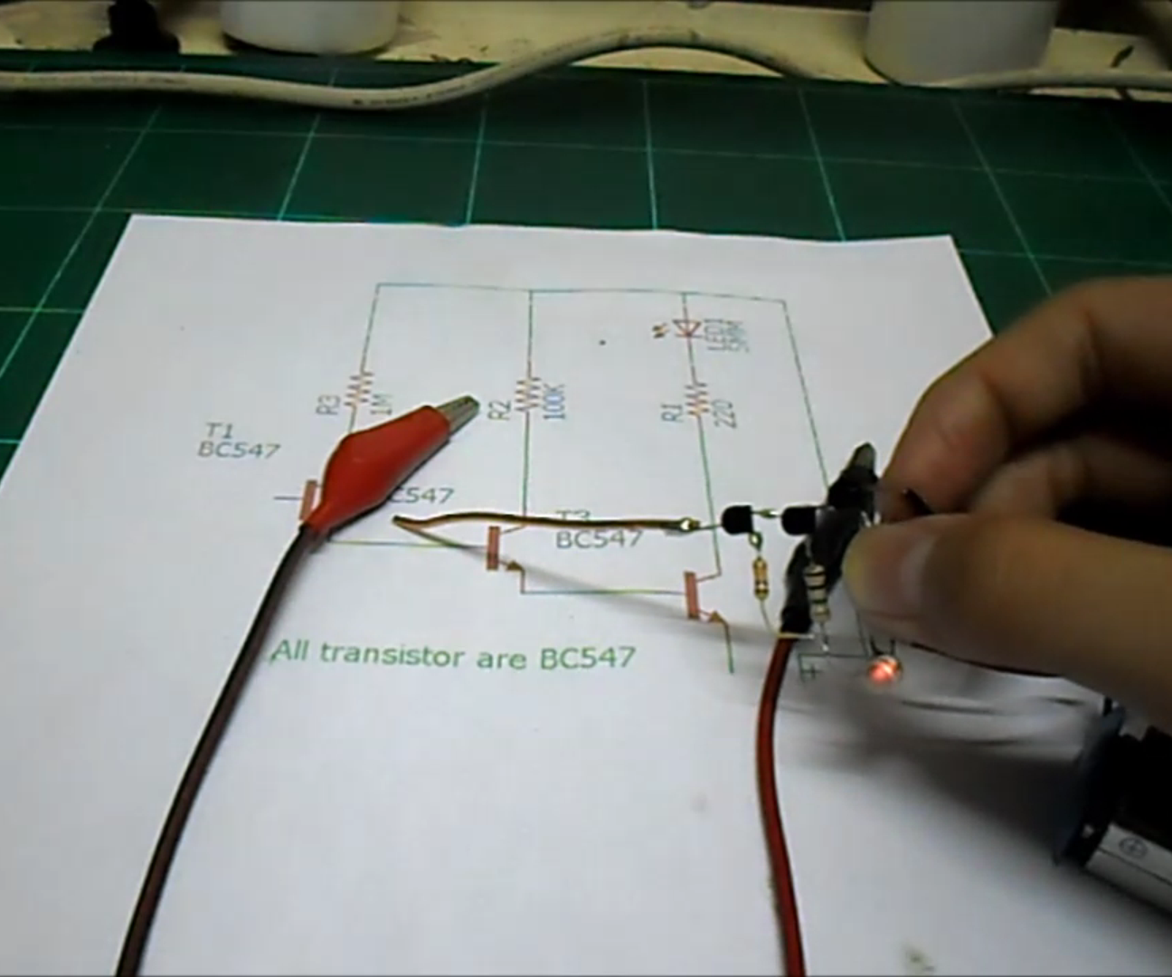 AC Detector : 8 Steps - Instructables