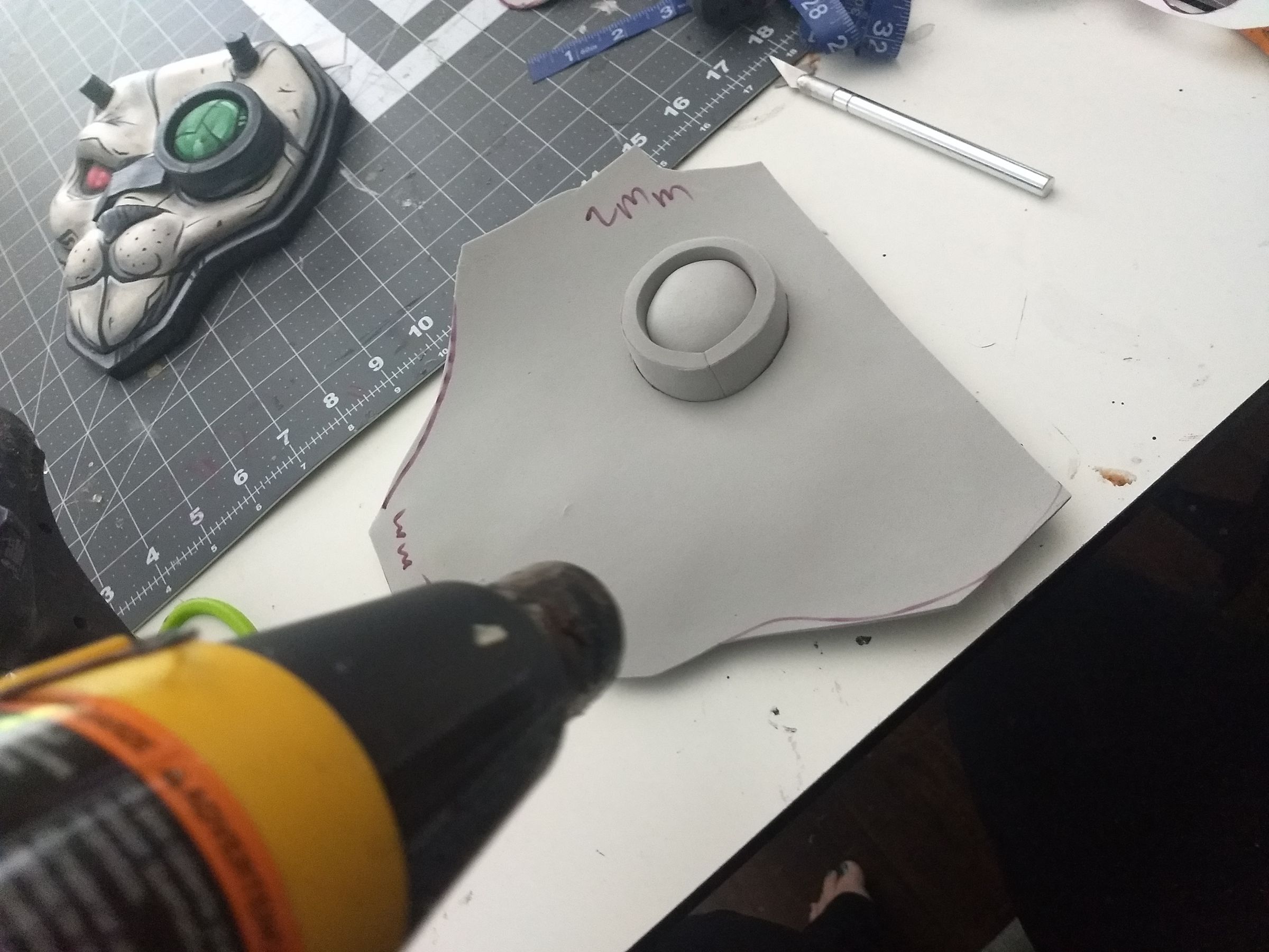 Borderlands 3 Tiny Tina Mask : 7 Steps (with Pictures) - Instructables