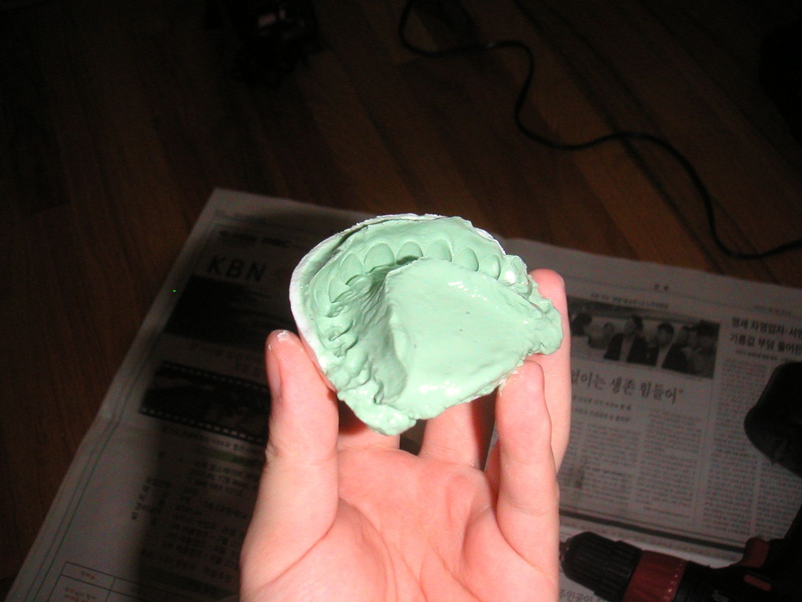 Make Teeth Mold for Halloween Teeth : 4 Steps (with Pictures ...