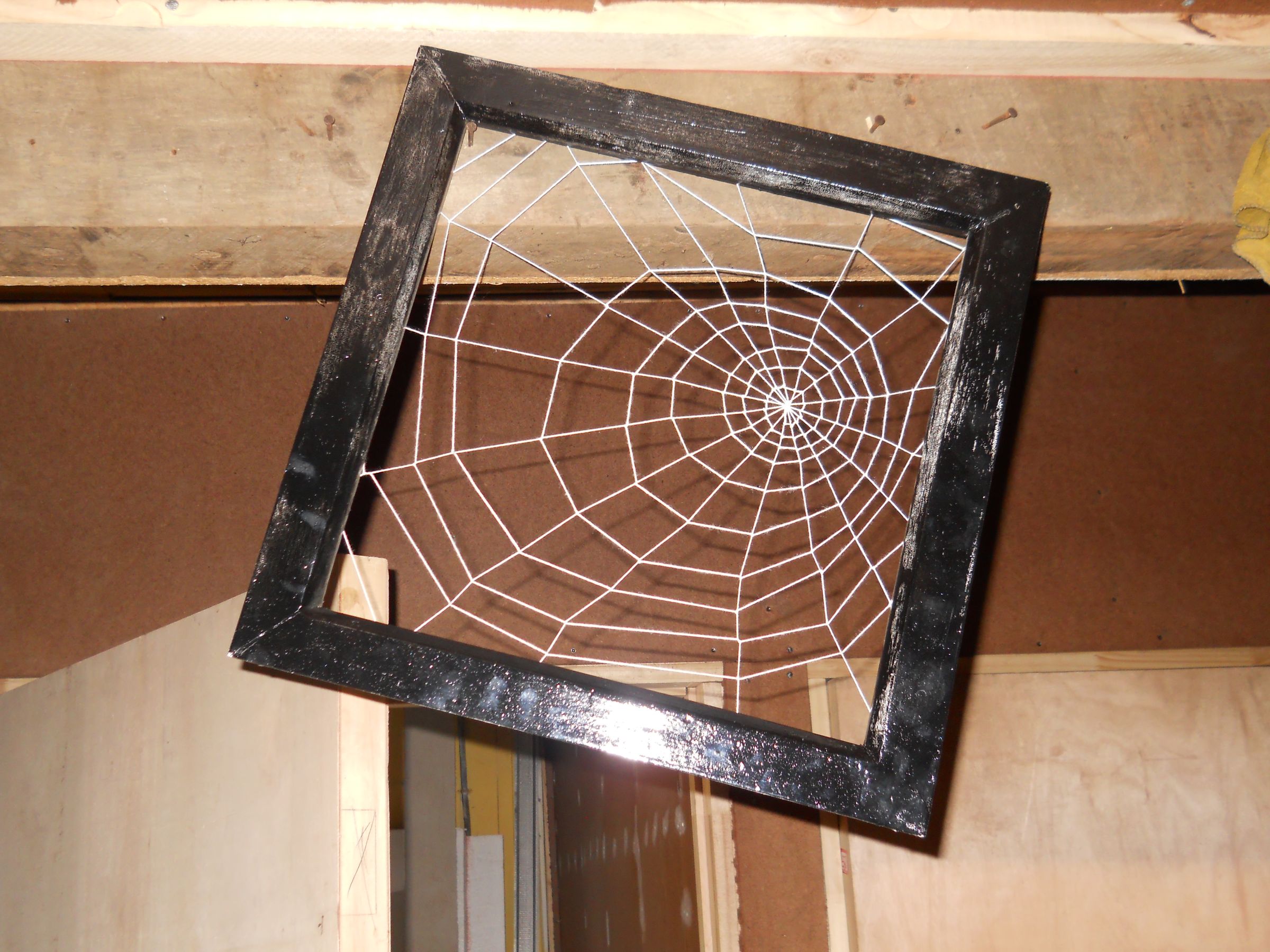 Spider Frame : 4 Steps - Instructables