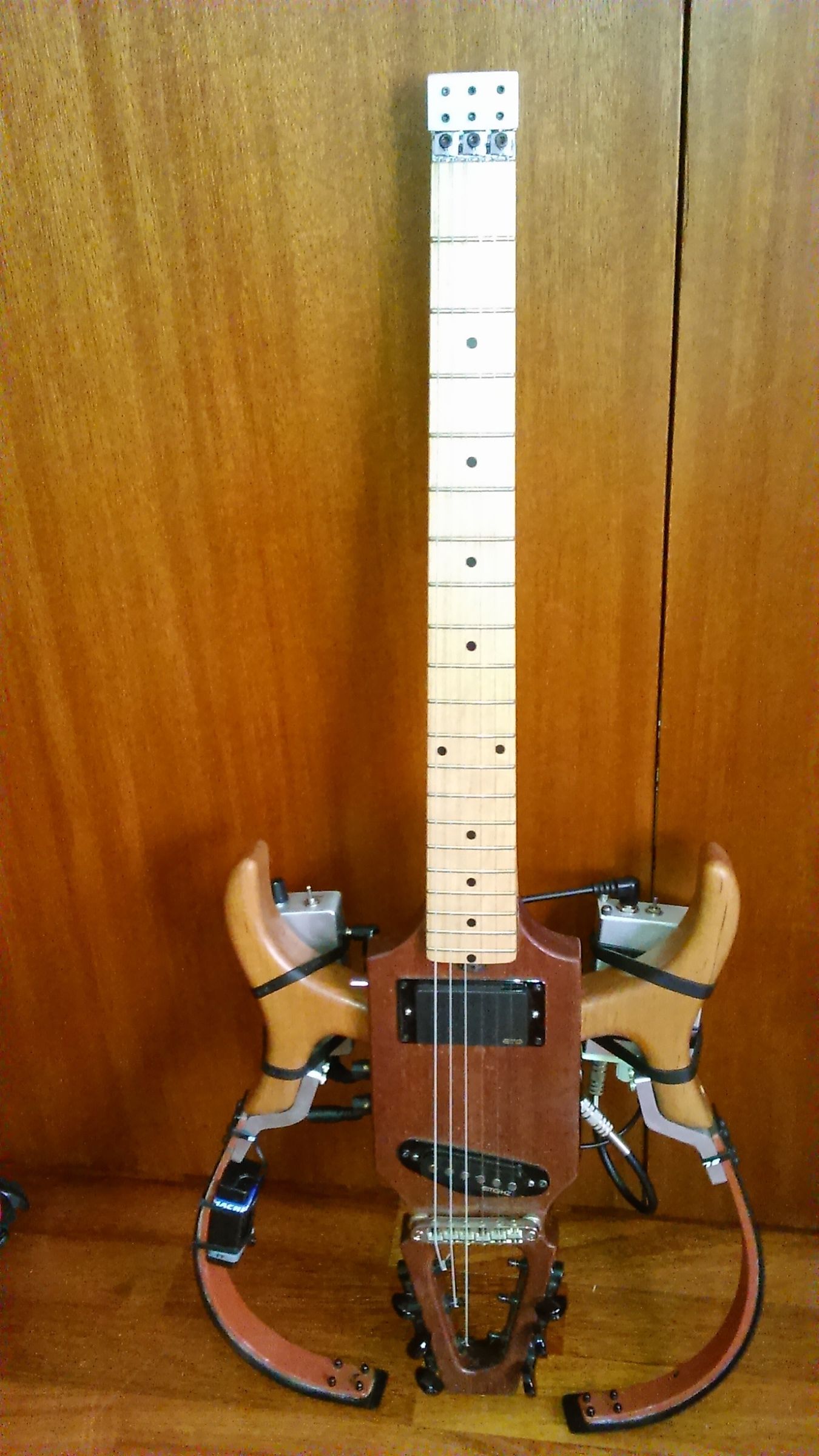 Travel Guitar : 9 Steps (with Pictures) - Instructables