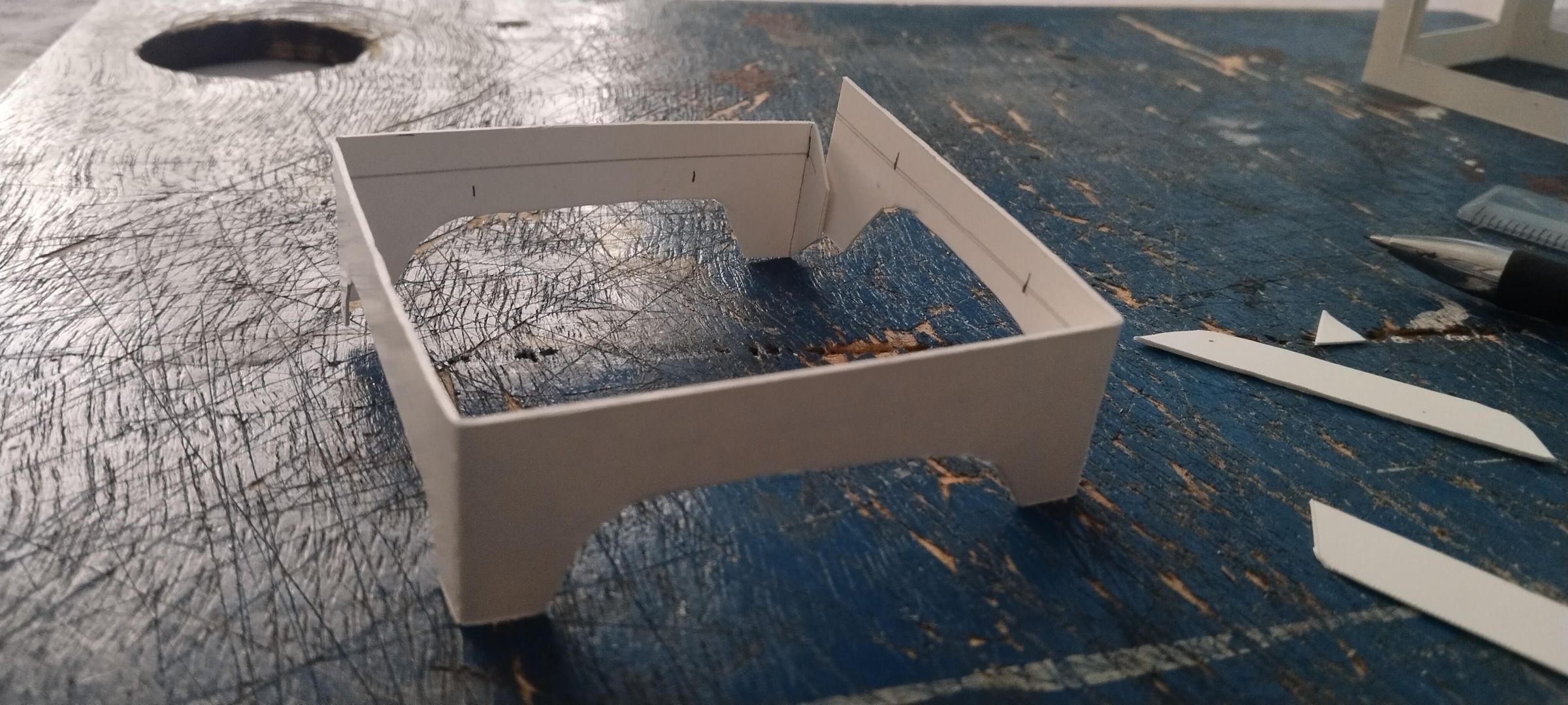 Paper Lantern With ATTINY 2313 Flicker Light : 5 Steps - Instructables