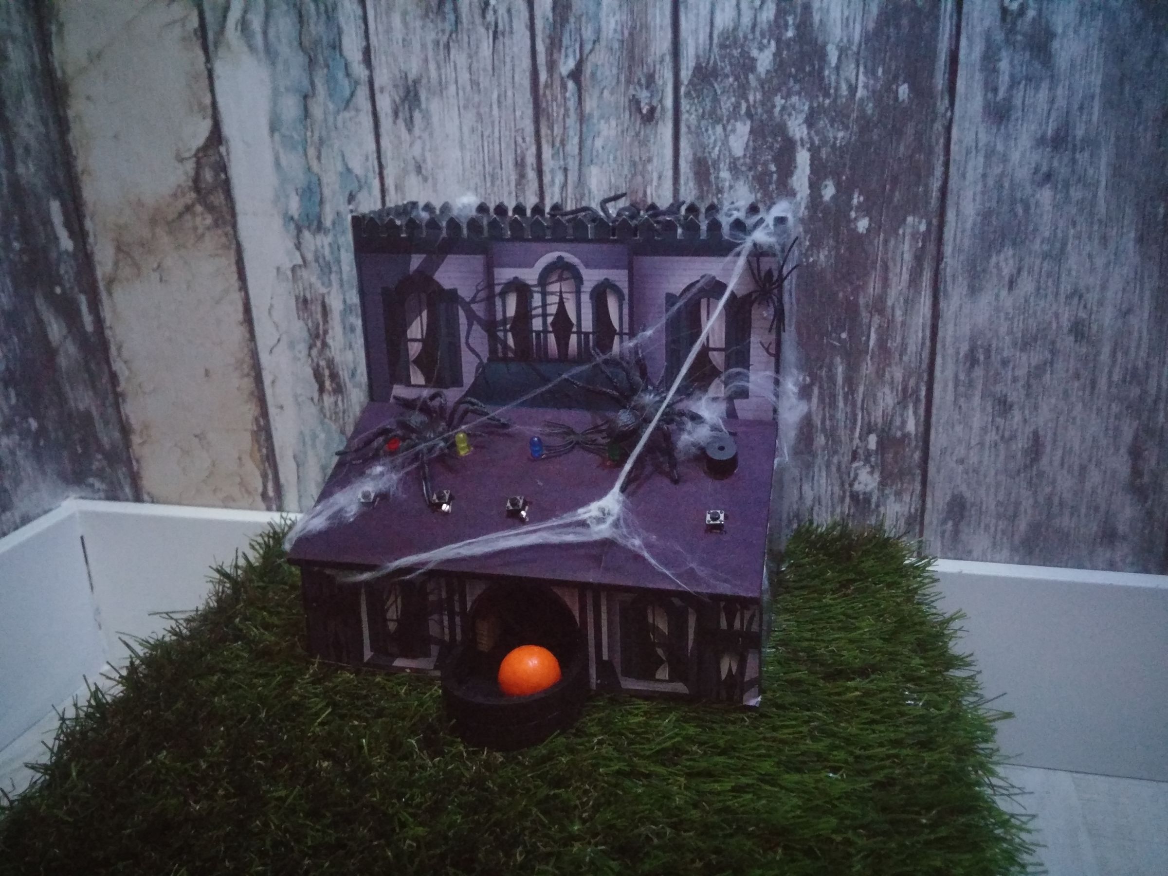 Spider Mansion (Simon Says Horror Game for HALLOWEEN) : 7 Steps ...