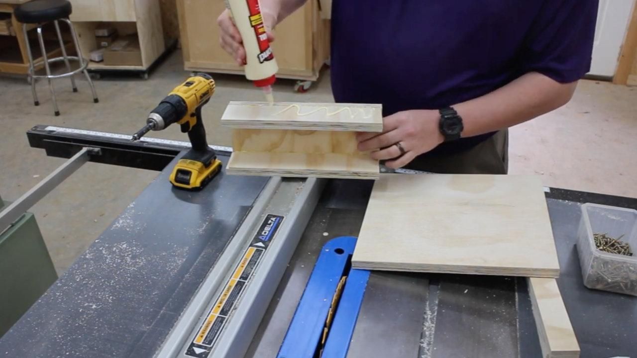 How to Make a Tenoning Jig | DIY Table Saw Jig : 5 Steps - Instructables