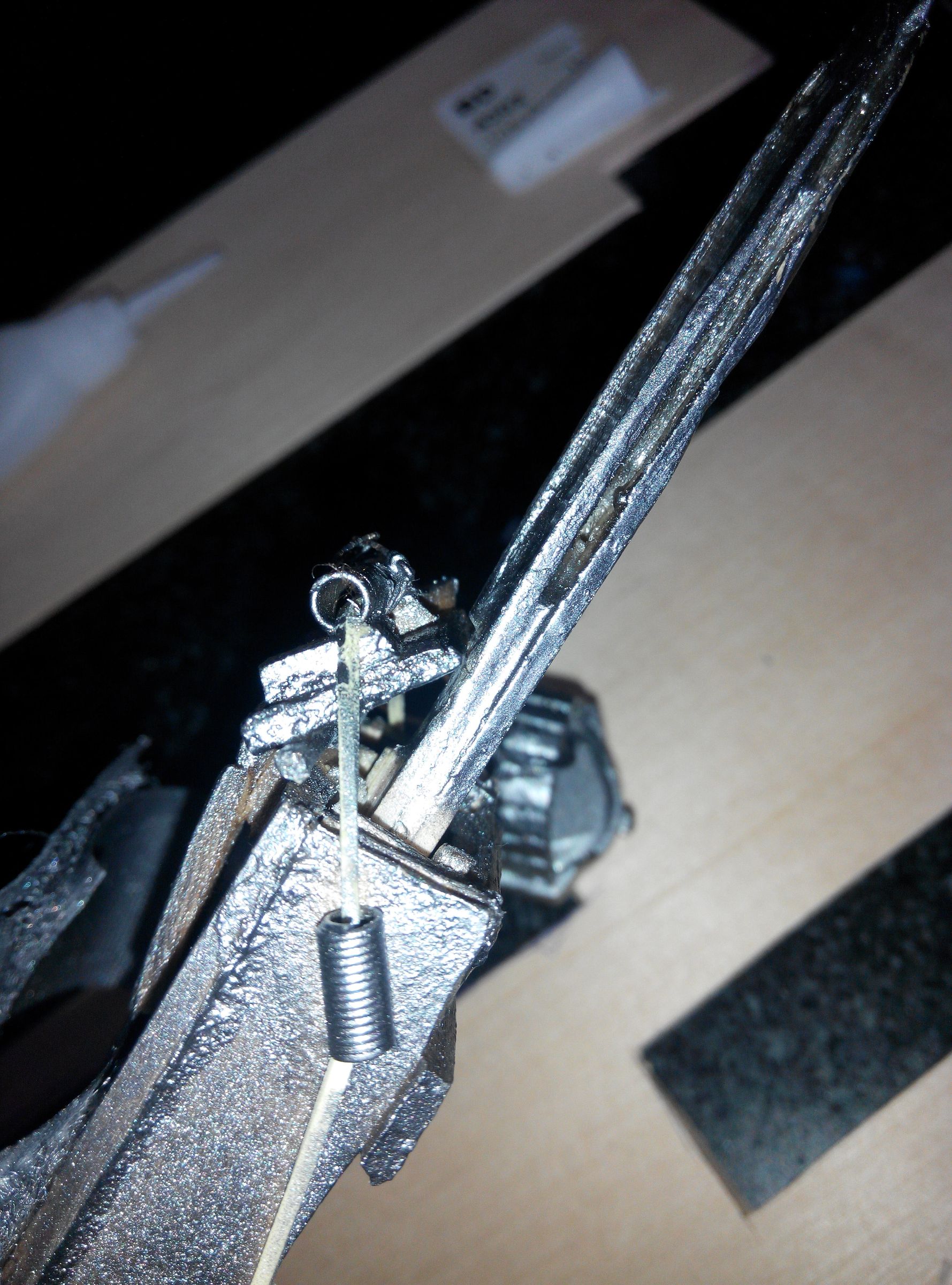 Assassin's Creed Altair's Hidden Blade : 8 Steps - Instructables