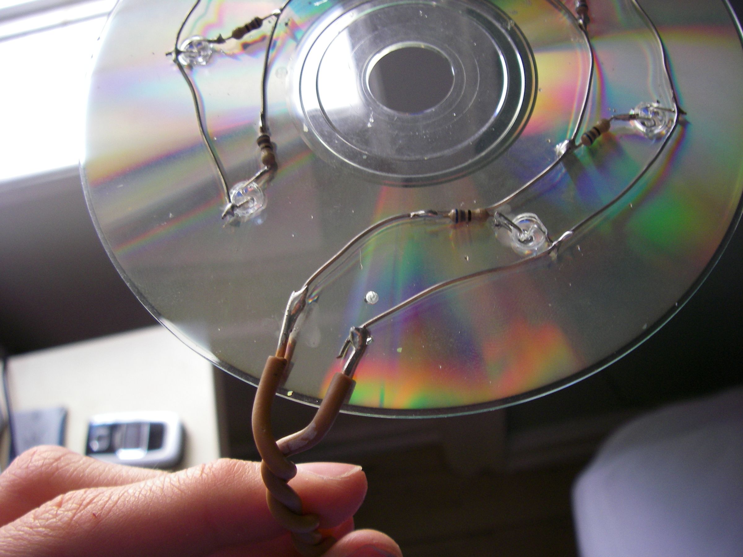 The USB Powered LED CD Lamp : 8 Steps (with Pictures) - Instructables