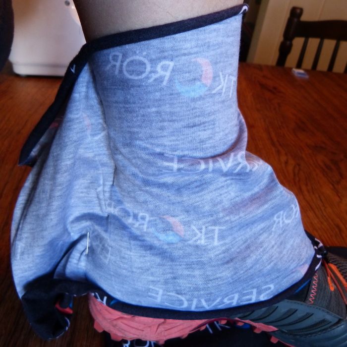 MYOG Trail Gaiters From a Buff : 8 Steps (with Pictures) - Instructables