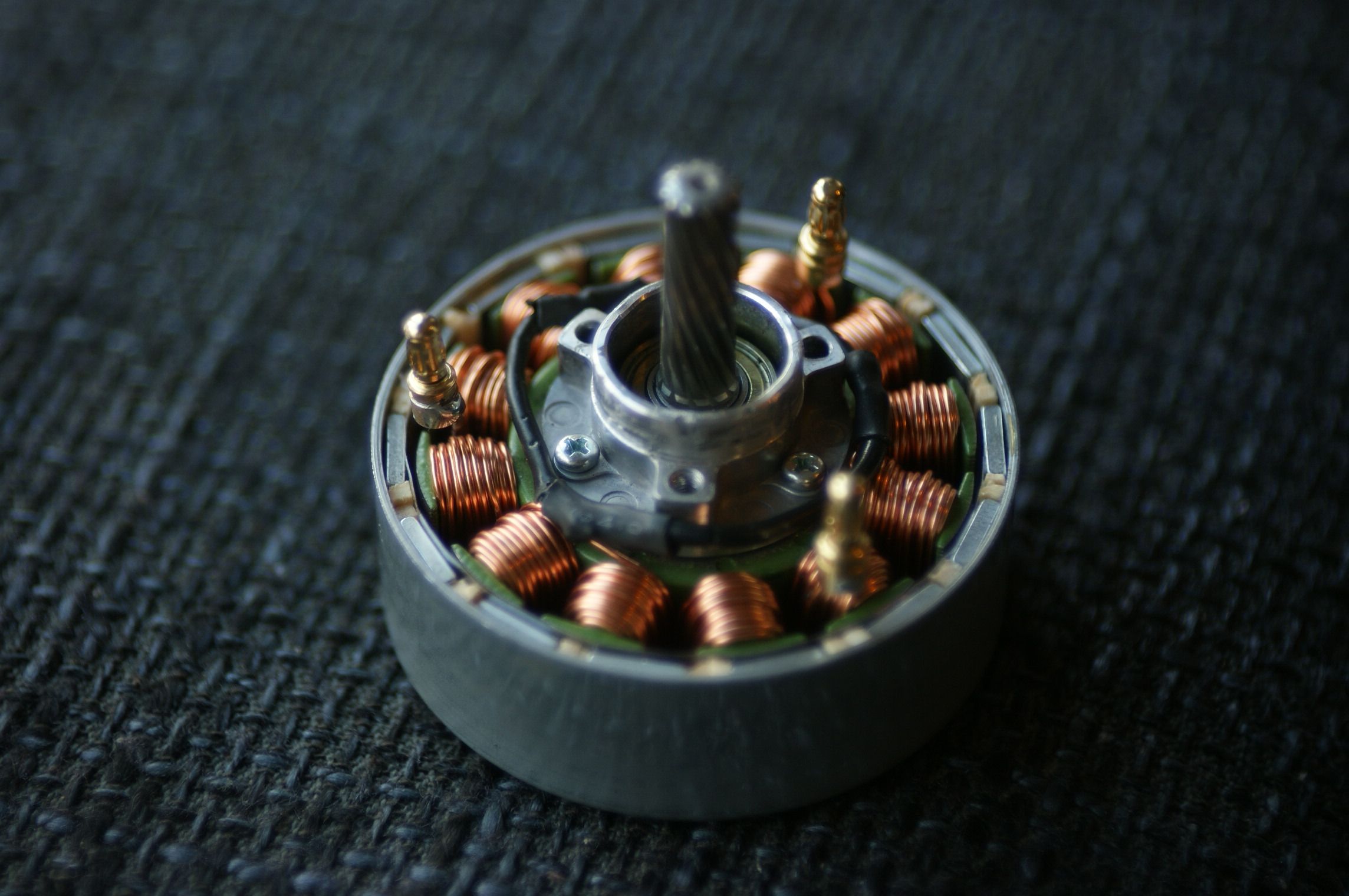 Upgrade/Replace Brushless Motor Magnets : 5 Steps (with Pictures ...