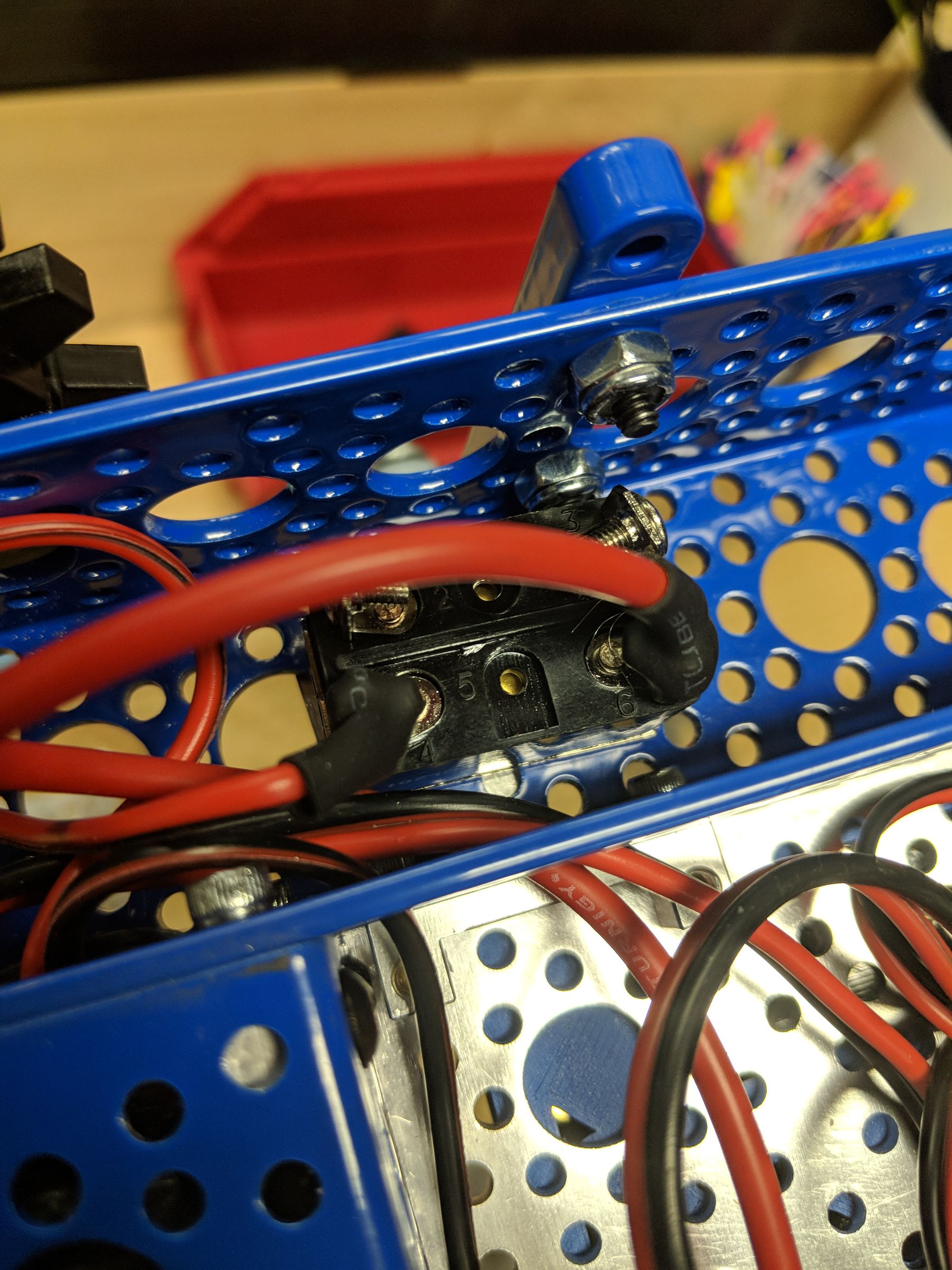 Trackbot Mk V : 8 Steps (with Pictures) - Instructables