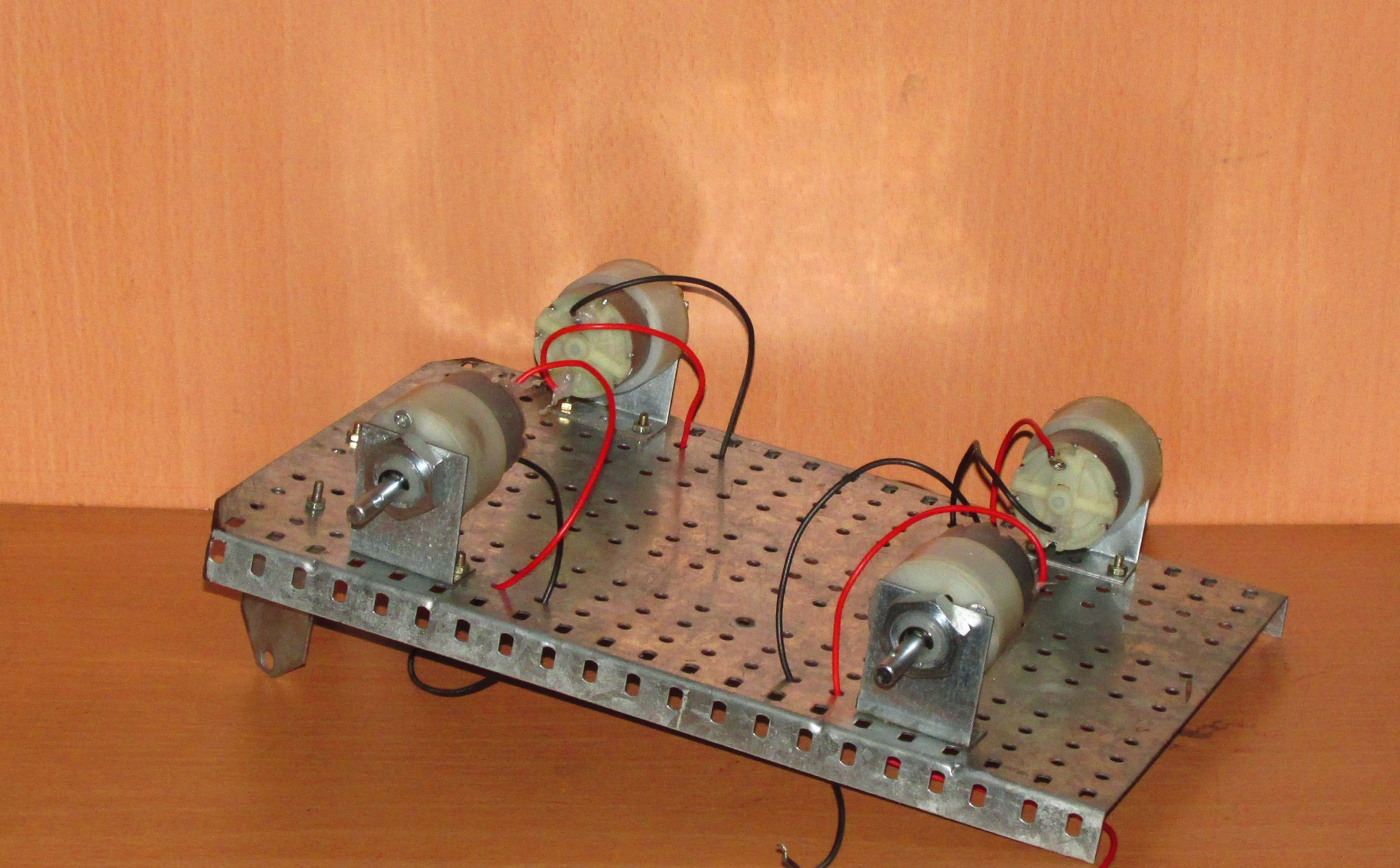 Obstacle Avoiding Robot Using Ultrasonic Sensors : 9 Steps (with ...