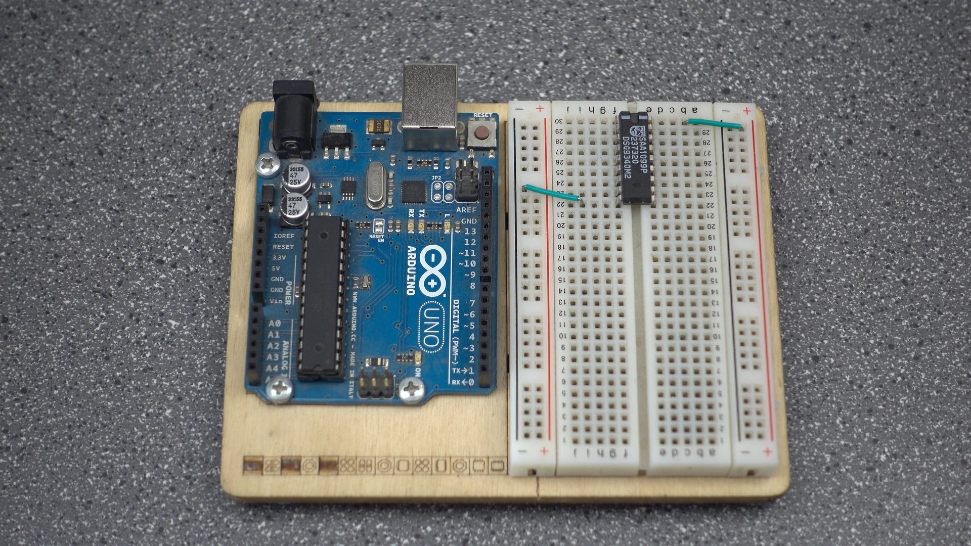 Retro Sound Chip With an Arduino - the SAA1099 : 16 Steps (with ...