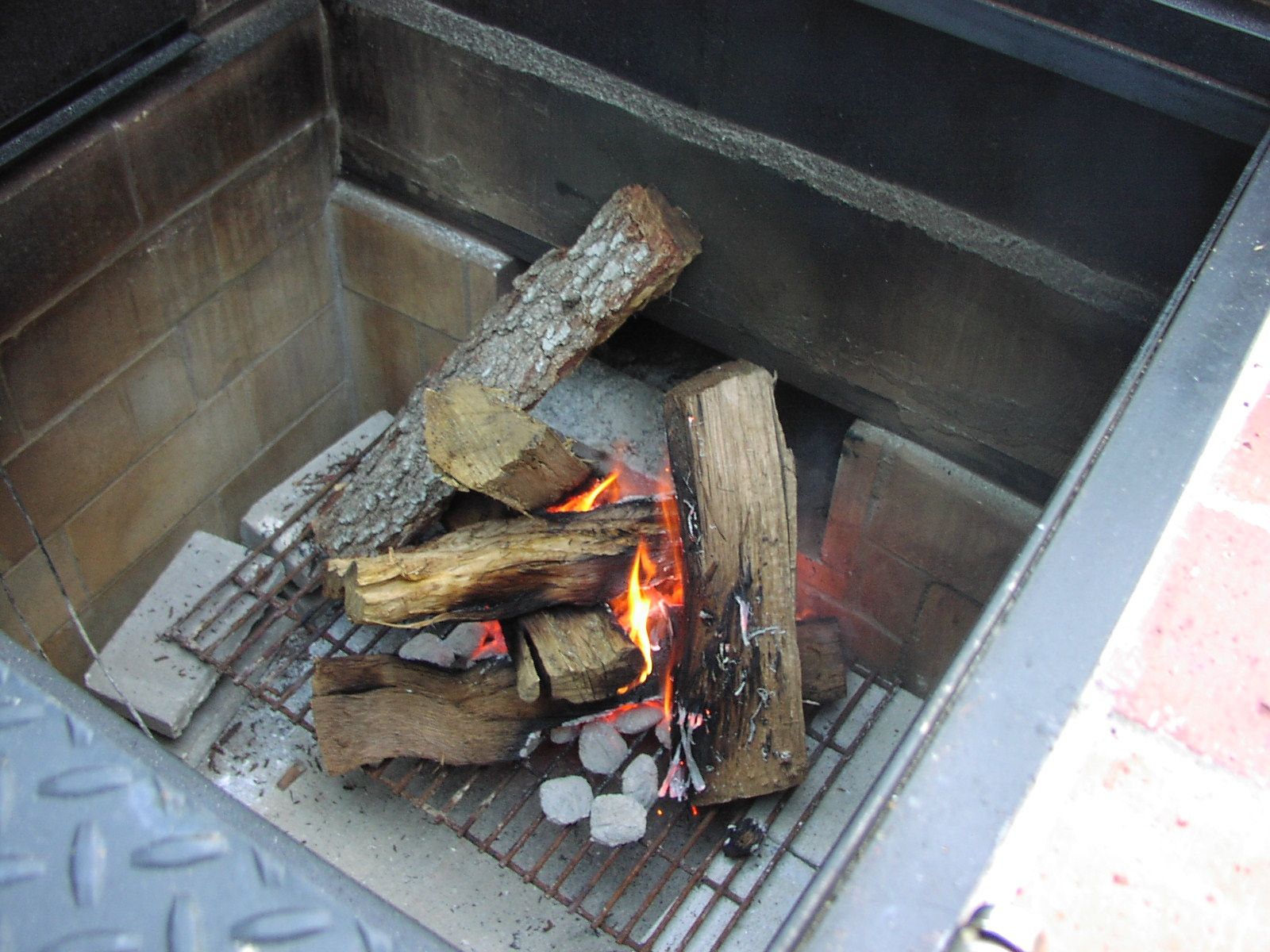 Brick Barbecue : 21 Steps (with Pictures) - Instructables