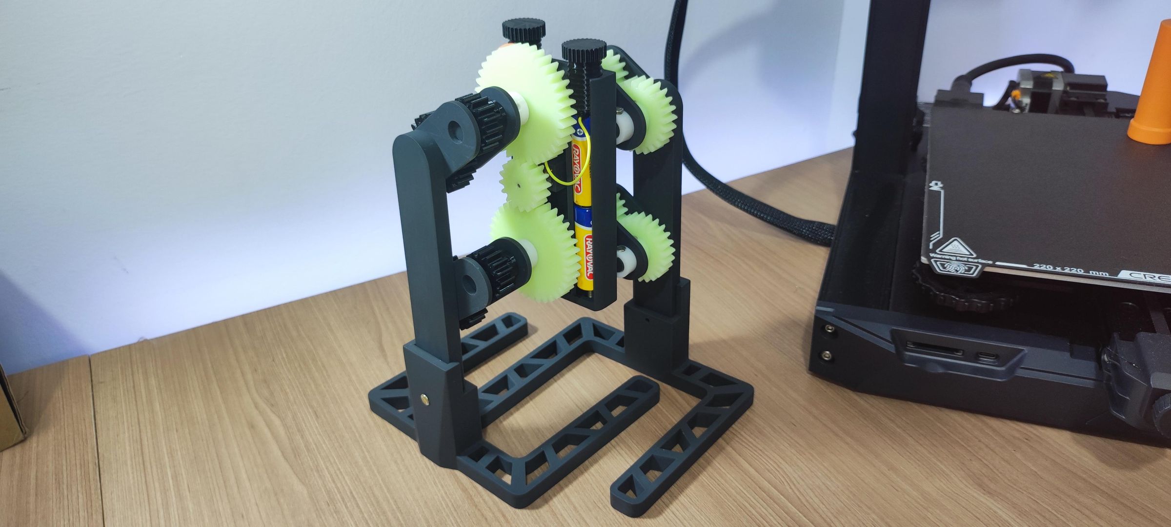 Bipedal Robot With Gear Mechanisms: Industrial 3D Printing : 14 Steps ...