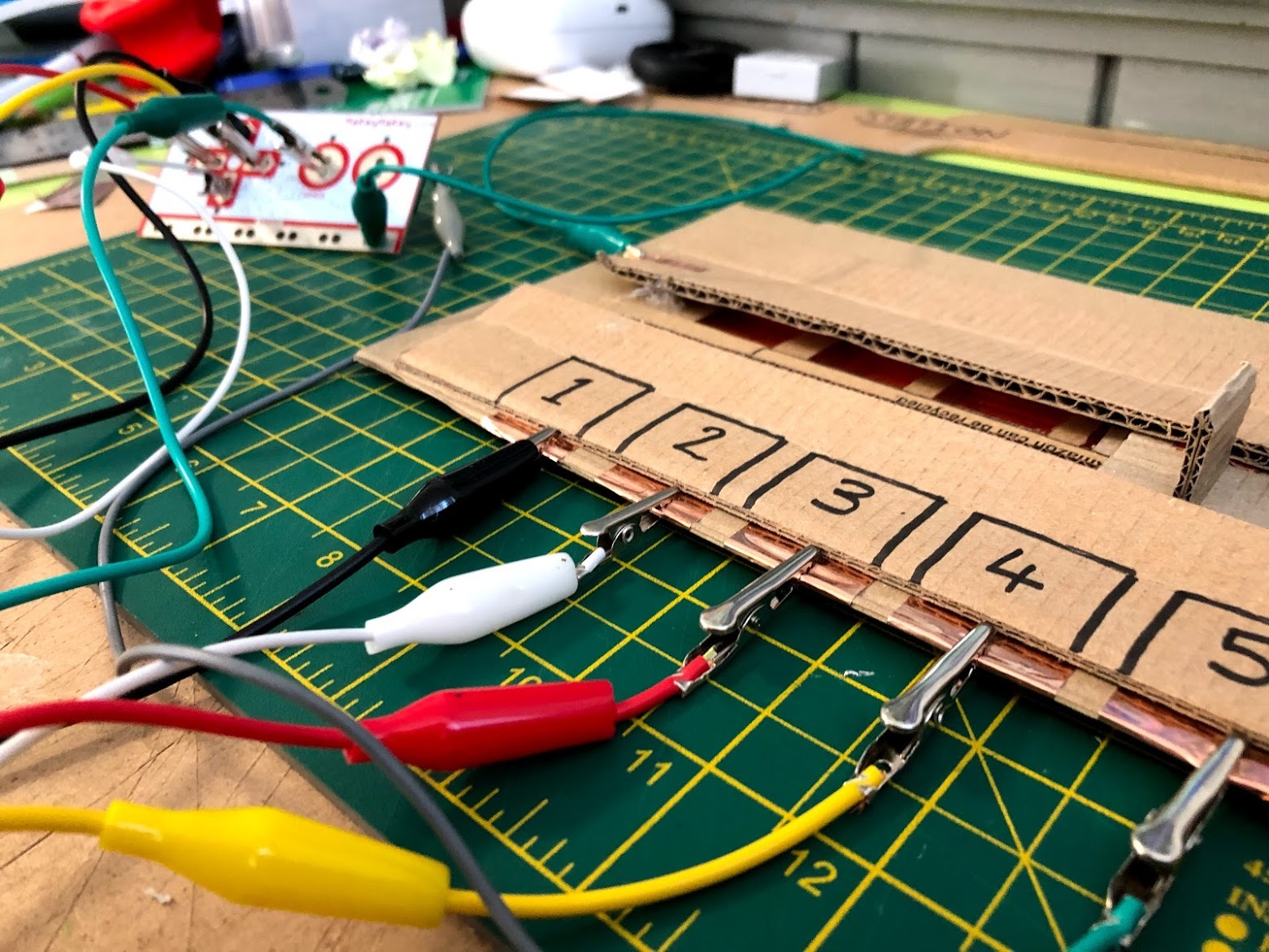 Makey Makey Slider : 4 Steps (with Pictures) - Instructables