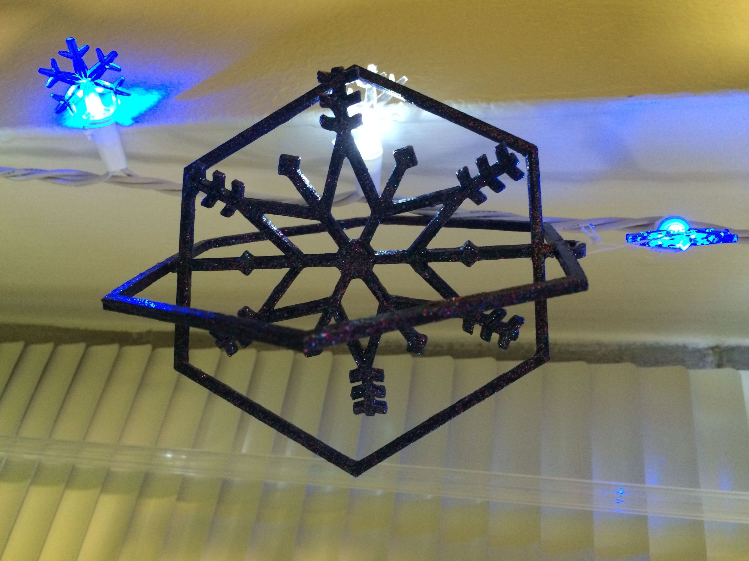 Rotating Snowflake Ornament : 3 Steps - Instructables