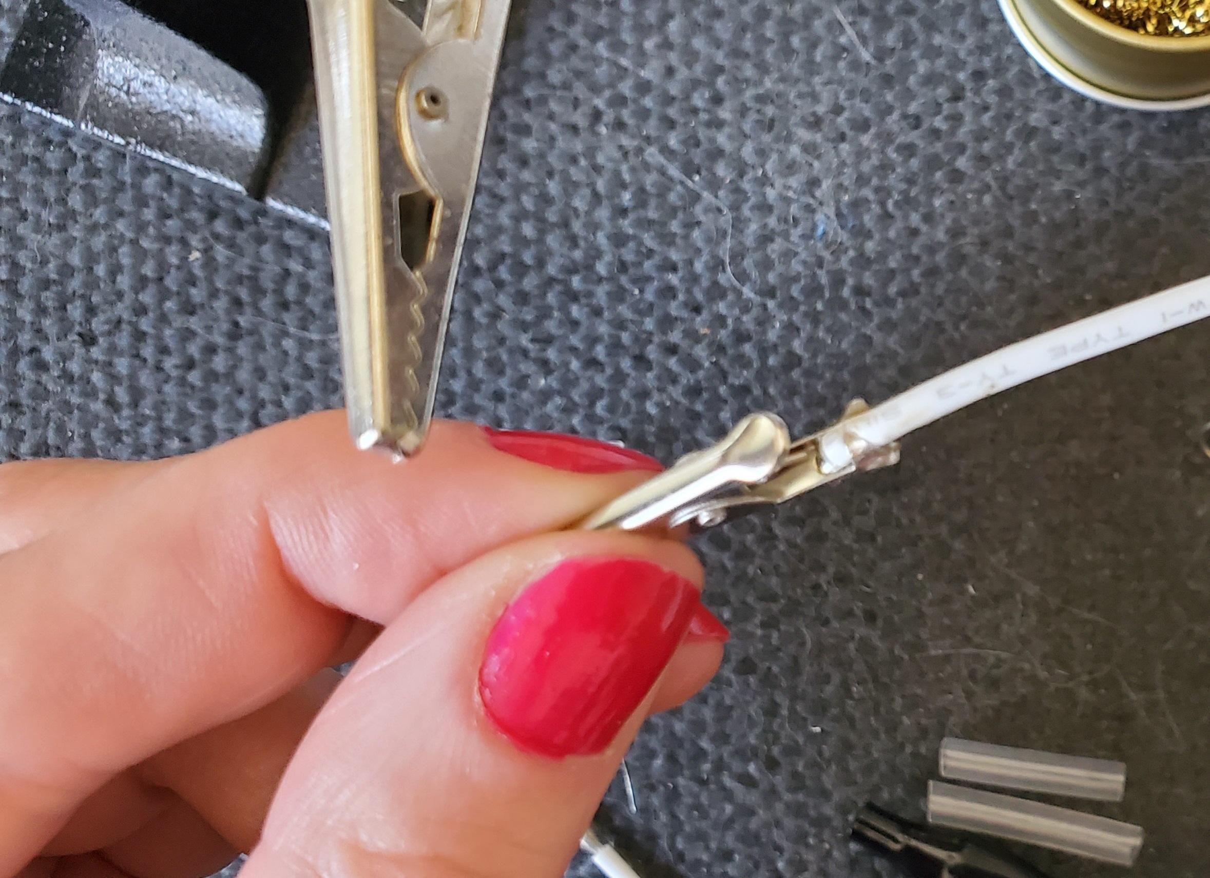 Croc-a-licious! Make Your Own Connectors: Crocodile Clips, Ring ...