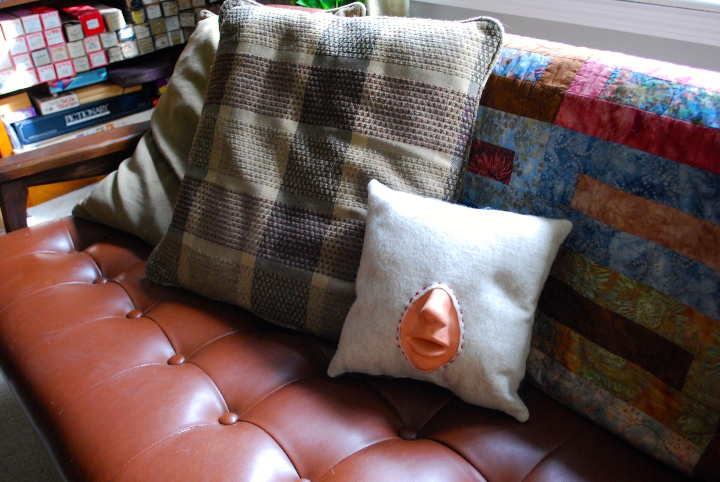 Make-Out Practice Pillow for Valentine's Day : 5 Steps (with Pictures ...