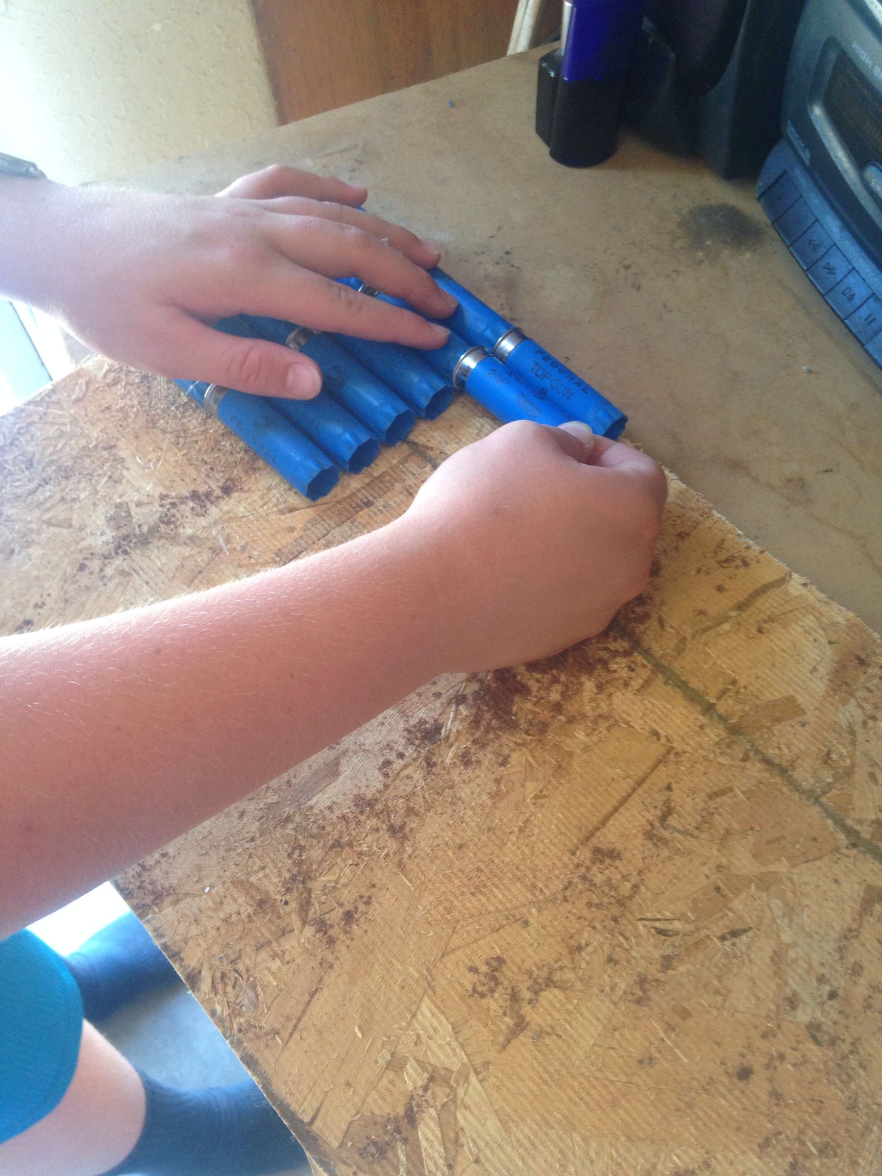 Shotgun Shell Flag : 6 Steps - Instructables