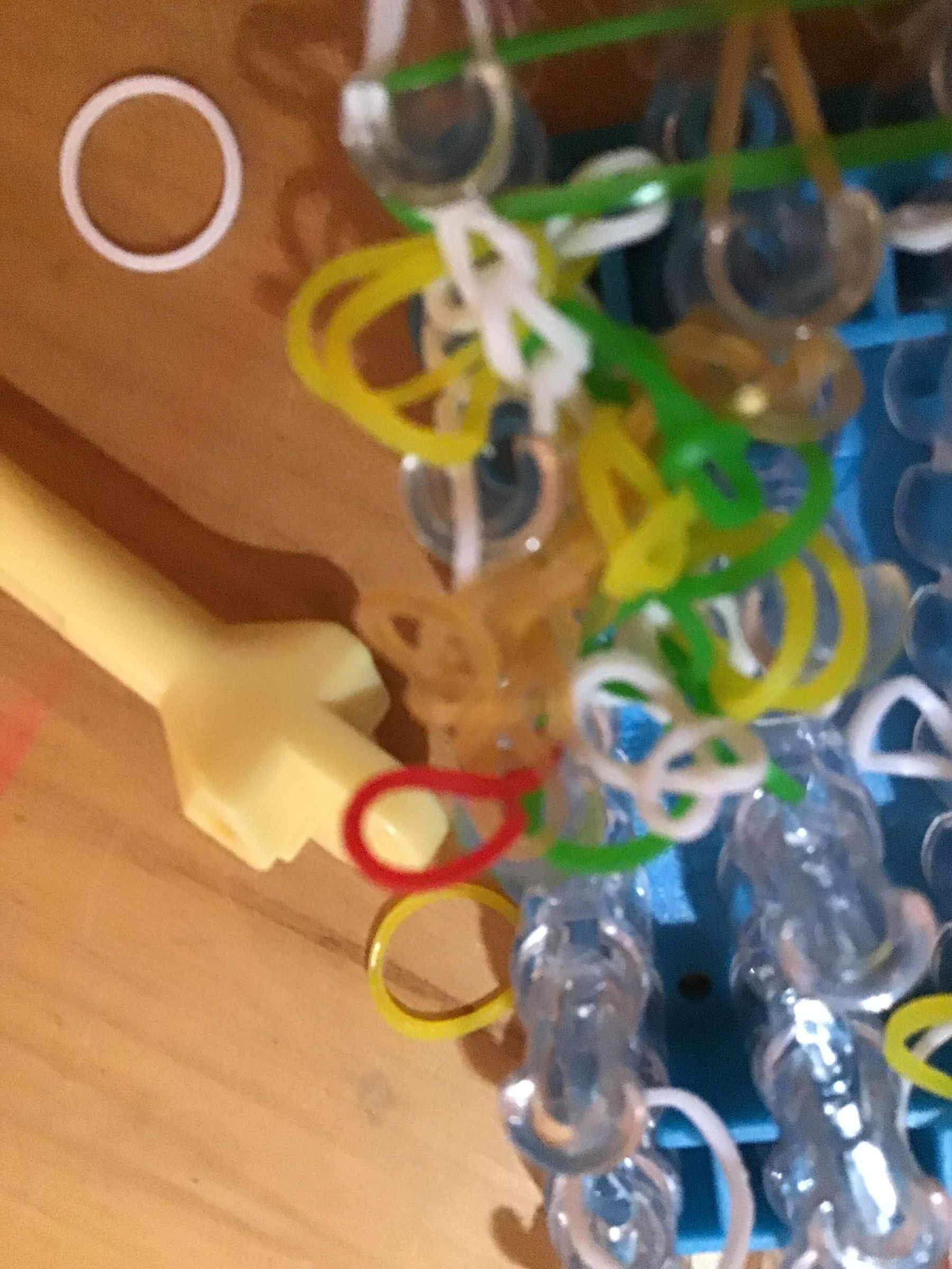 Rainbow Loom Ladder : 9 Steps (with Pictures) - Instructables