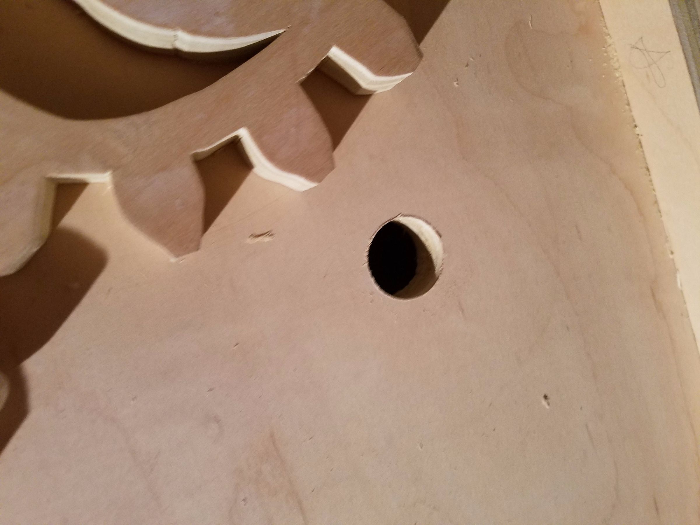 Spinning Gear End Table : 8 Steps (with Pictures) - Instructables