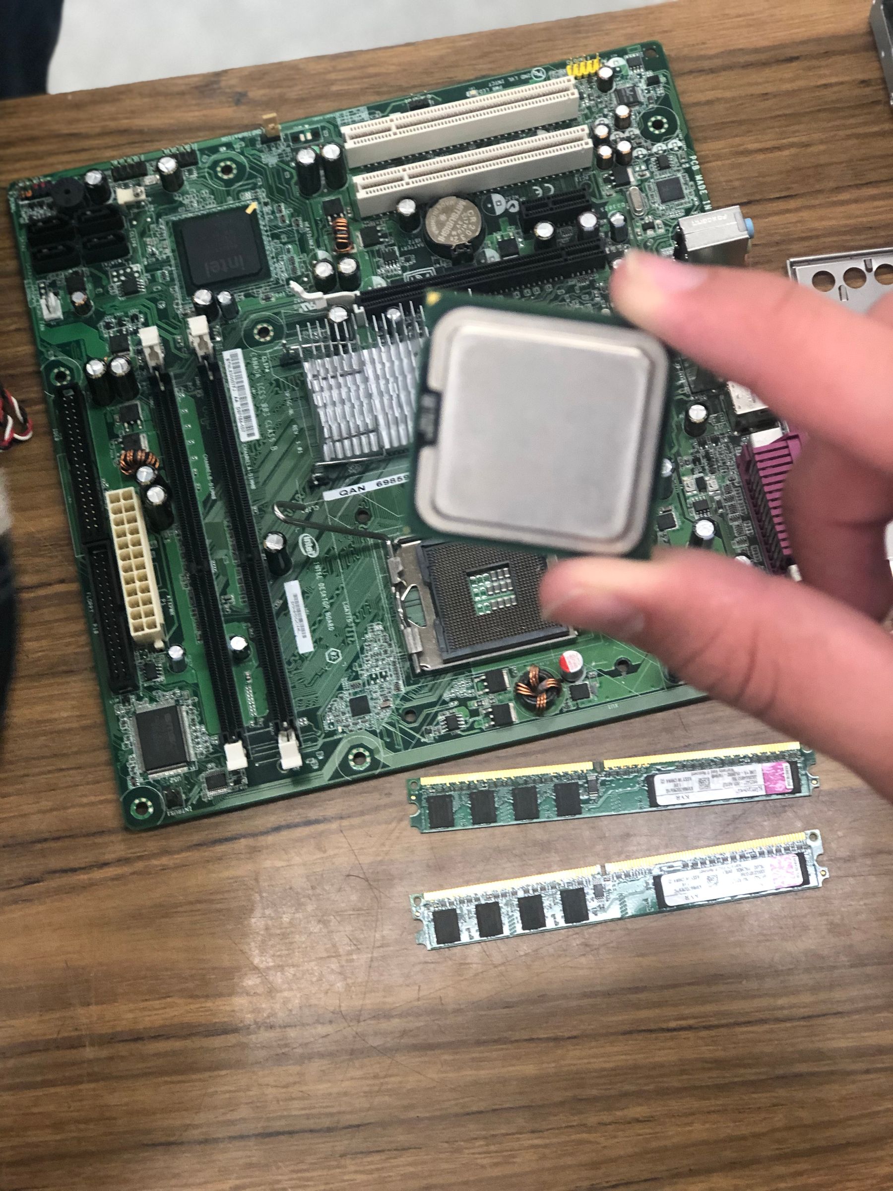 How to Disassemble a Computer With Easy Steps and Pictures : 13 Steps ...