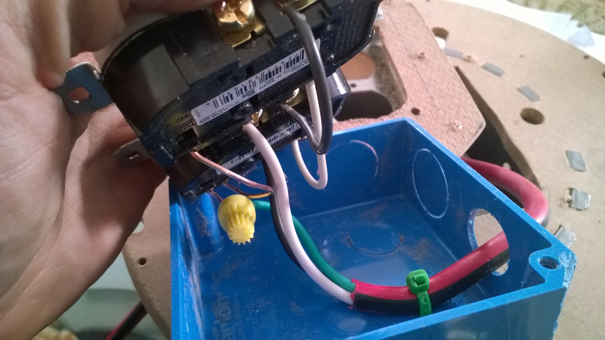 Extension Cord Reel : 4 Steps (with Pictures) - Instructables