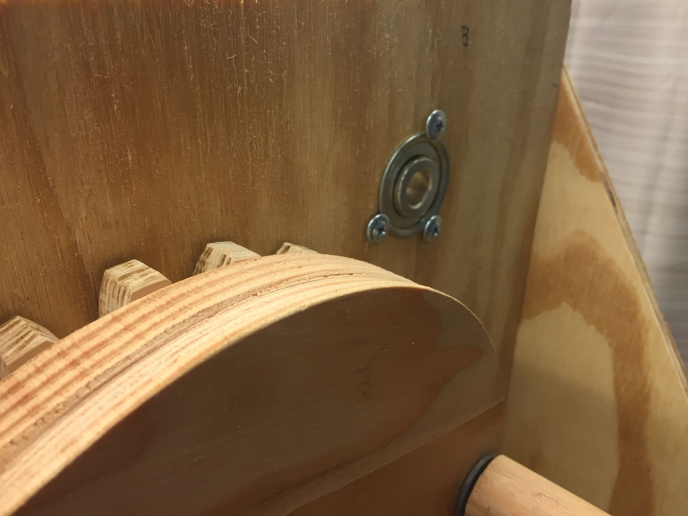 VHS Tape to String Maker : 3 Steps (with Pictures) - Instructables