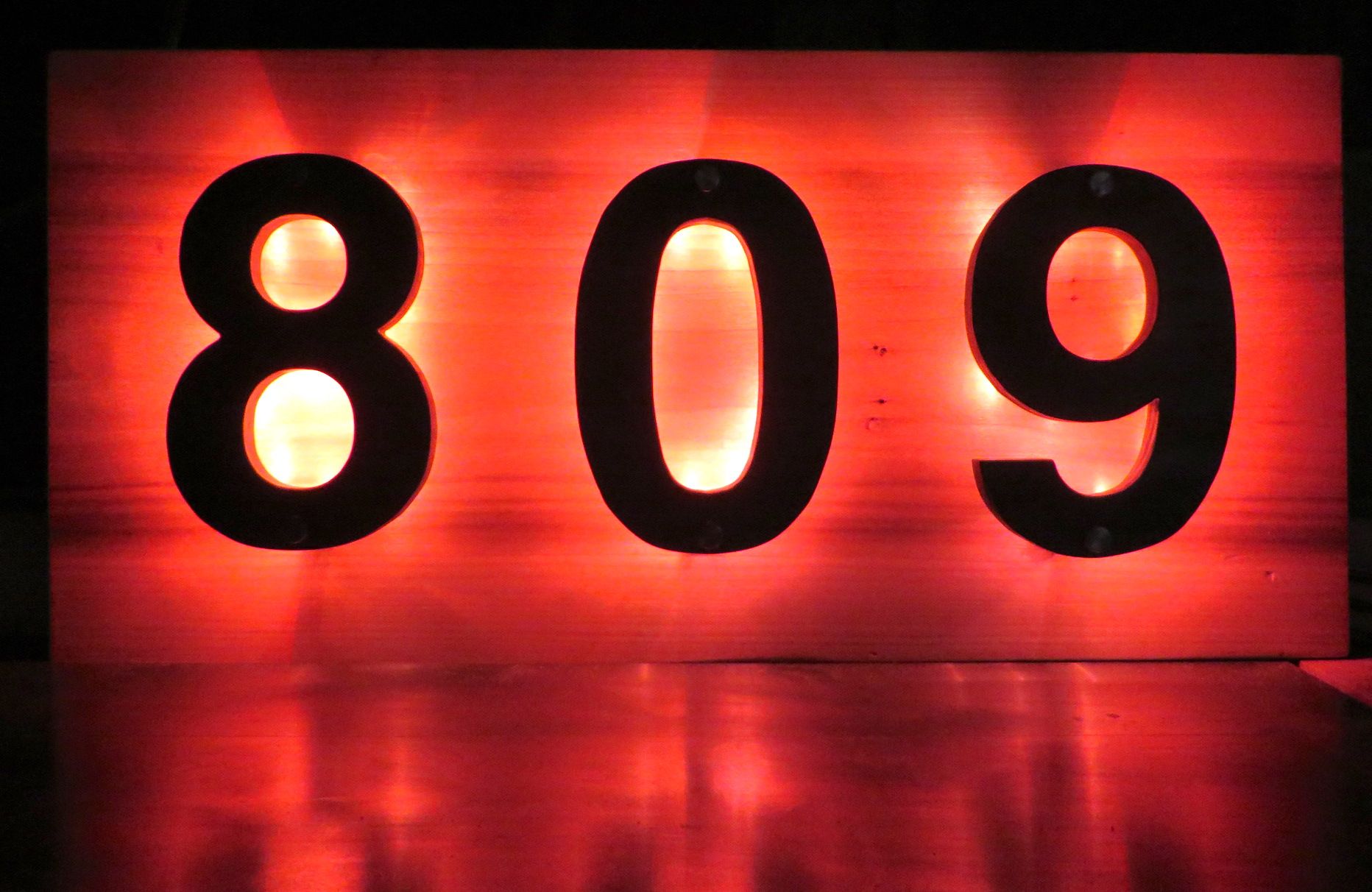 Backlit Signs With LED Light Strips : 8 Steps - Instructables