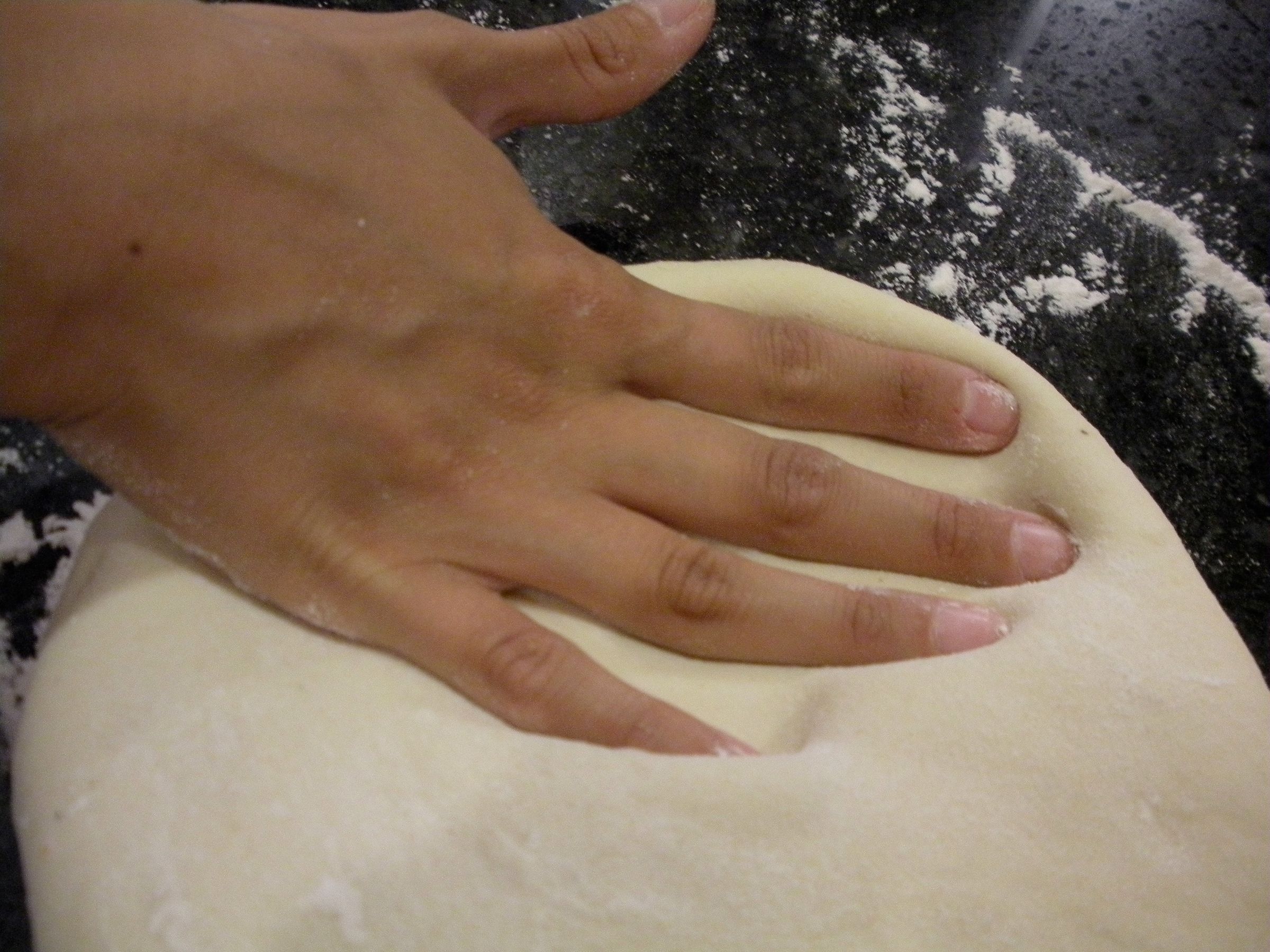 Dealing With Pizza Dough : 6 Steps (with Pictures) - Instructables