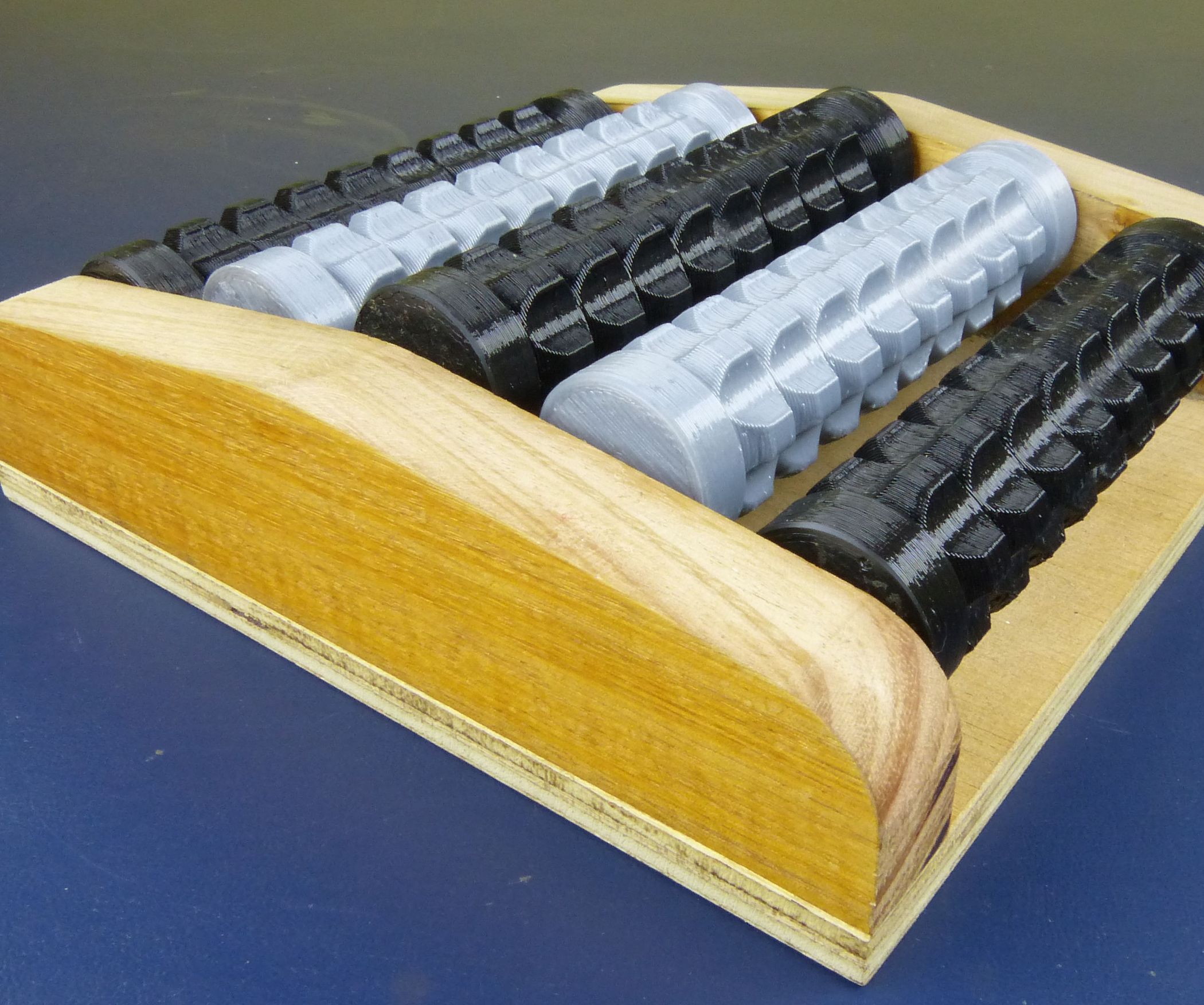 DIY Foot Massager : 8 Steps - Instructables