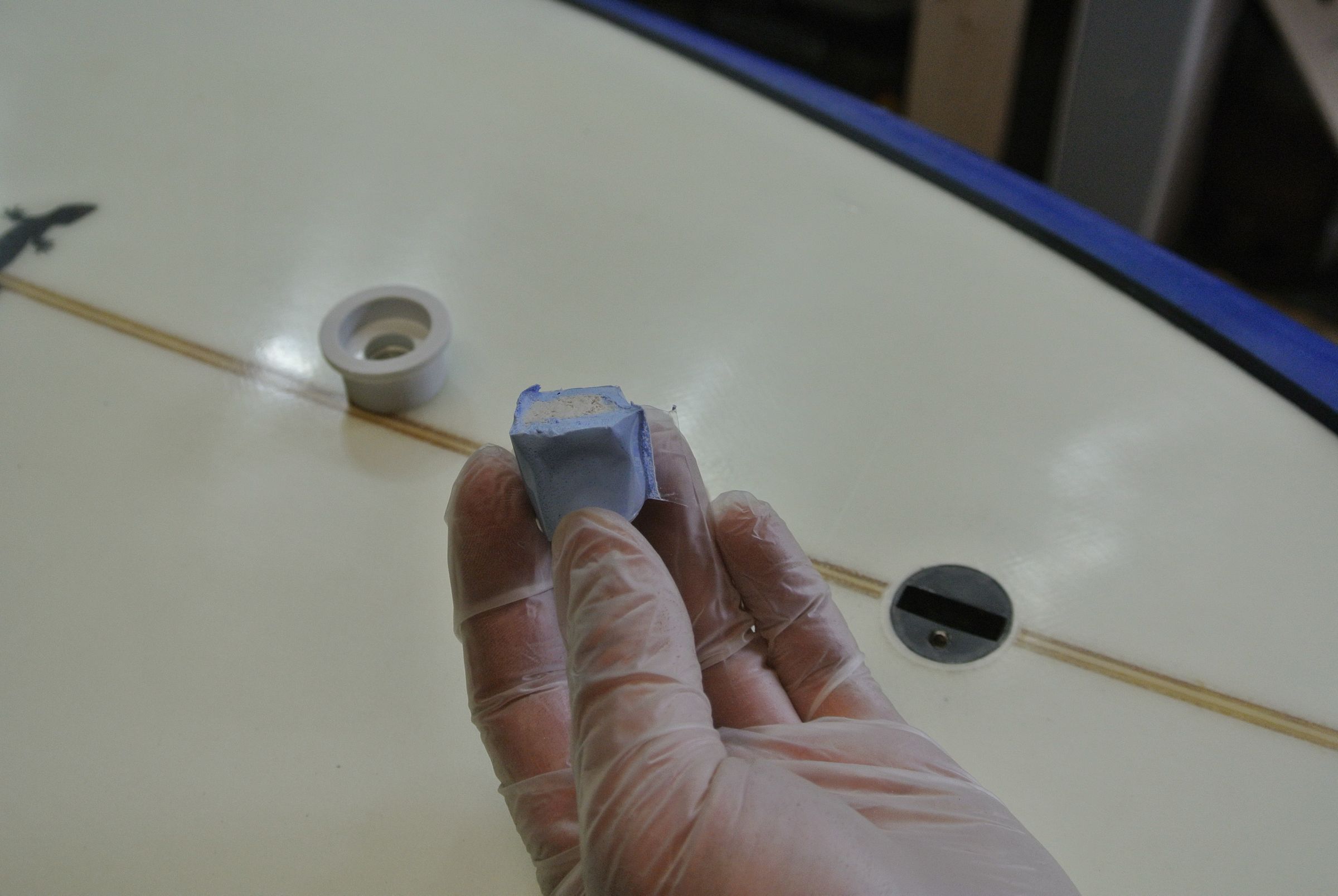 How to Install a Surfboard Vent : 5 Steps - Instructables
