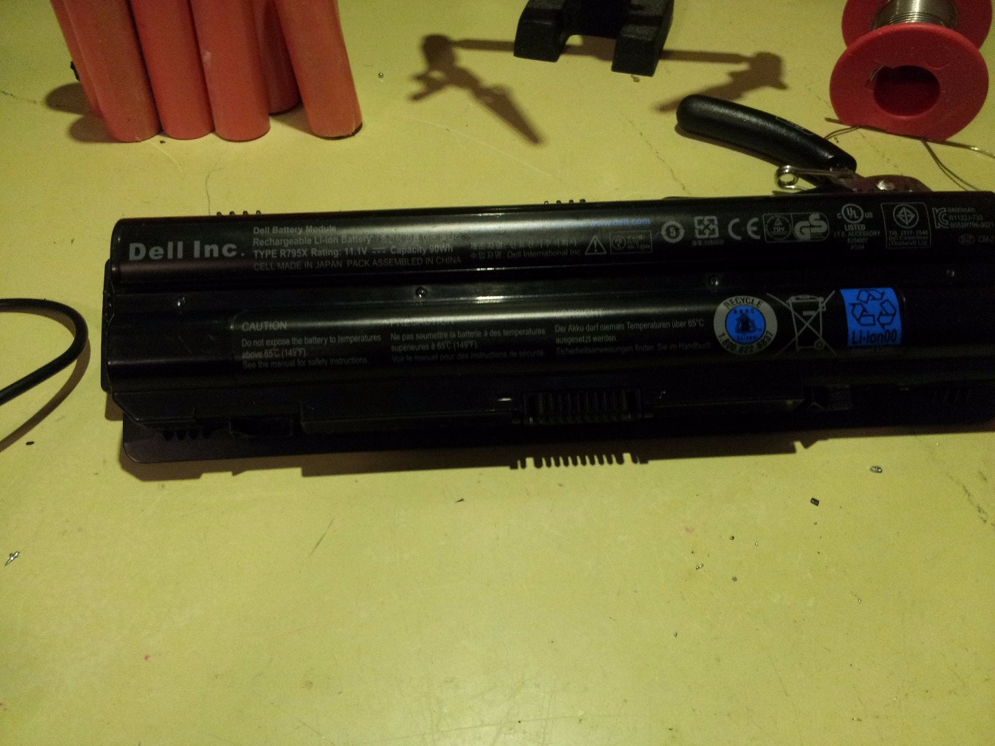 Rebuilding Dell Laptop Battery : 6 Steps - Instructables