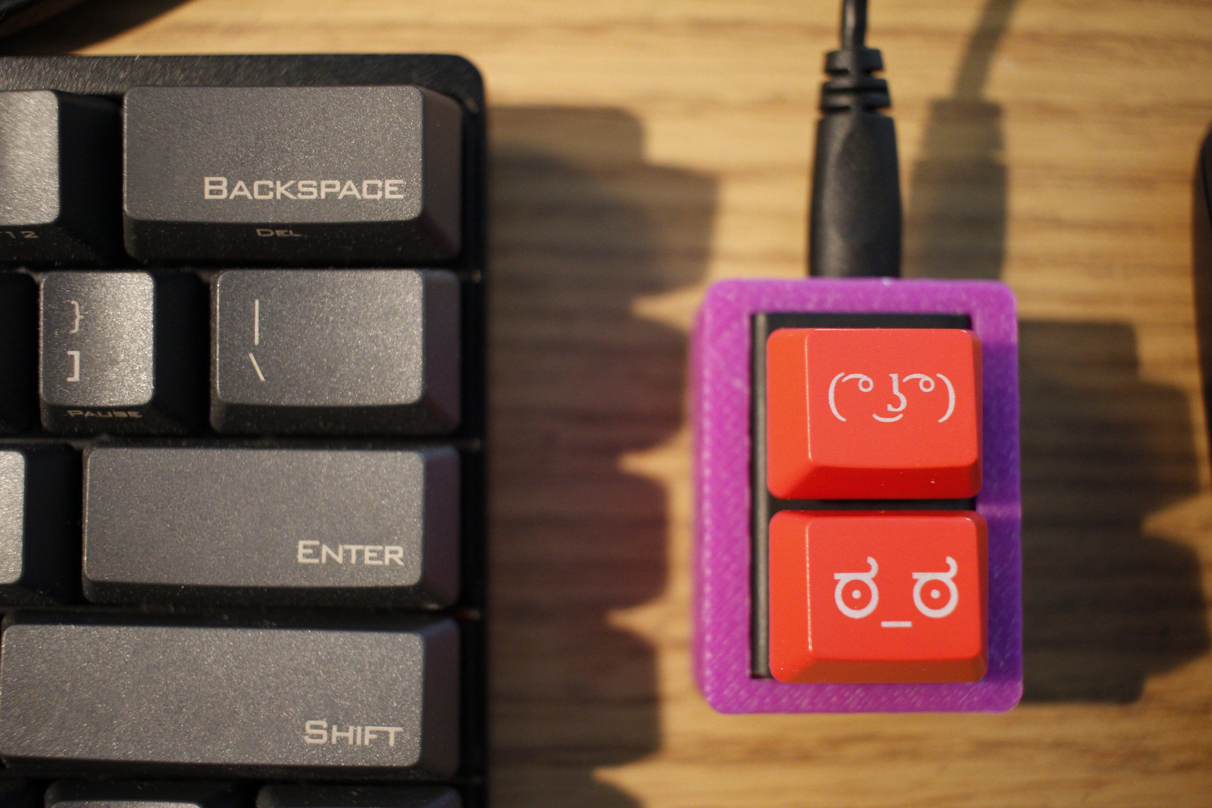 Mini Emoticon Keyboard : 11 Steps (with Pictures) - Instructables