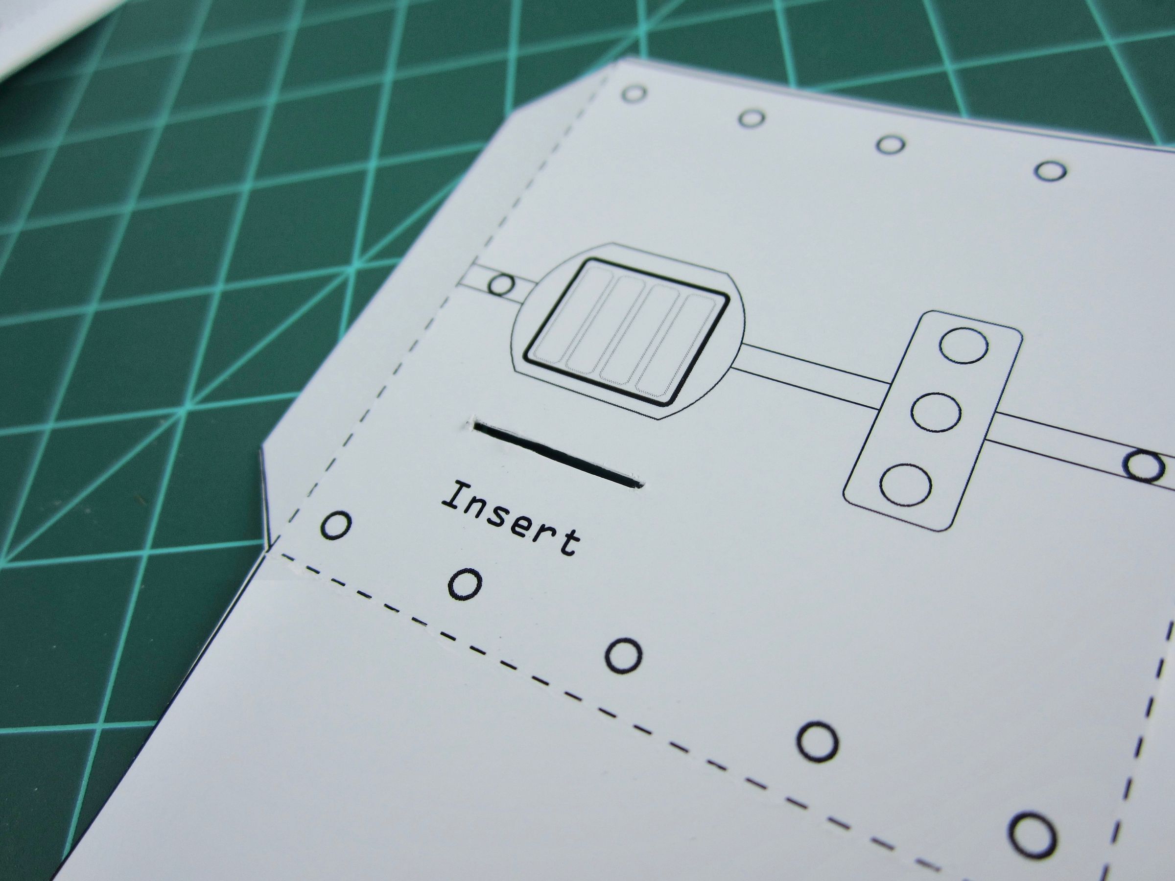 Move and Blink Paper Robot : 10 Steps (with Pictures) - Instructables