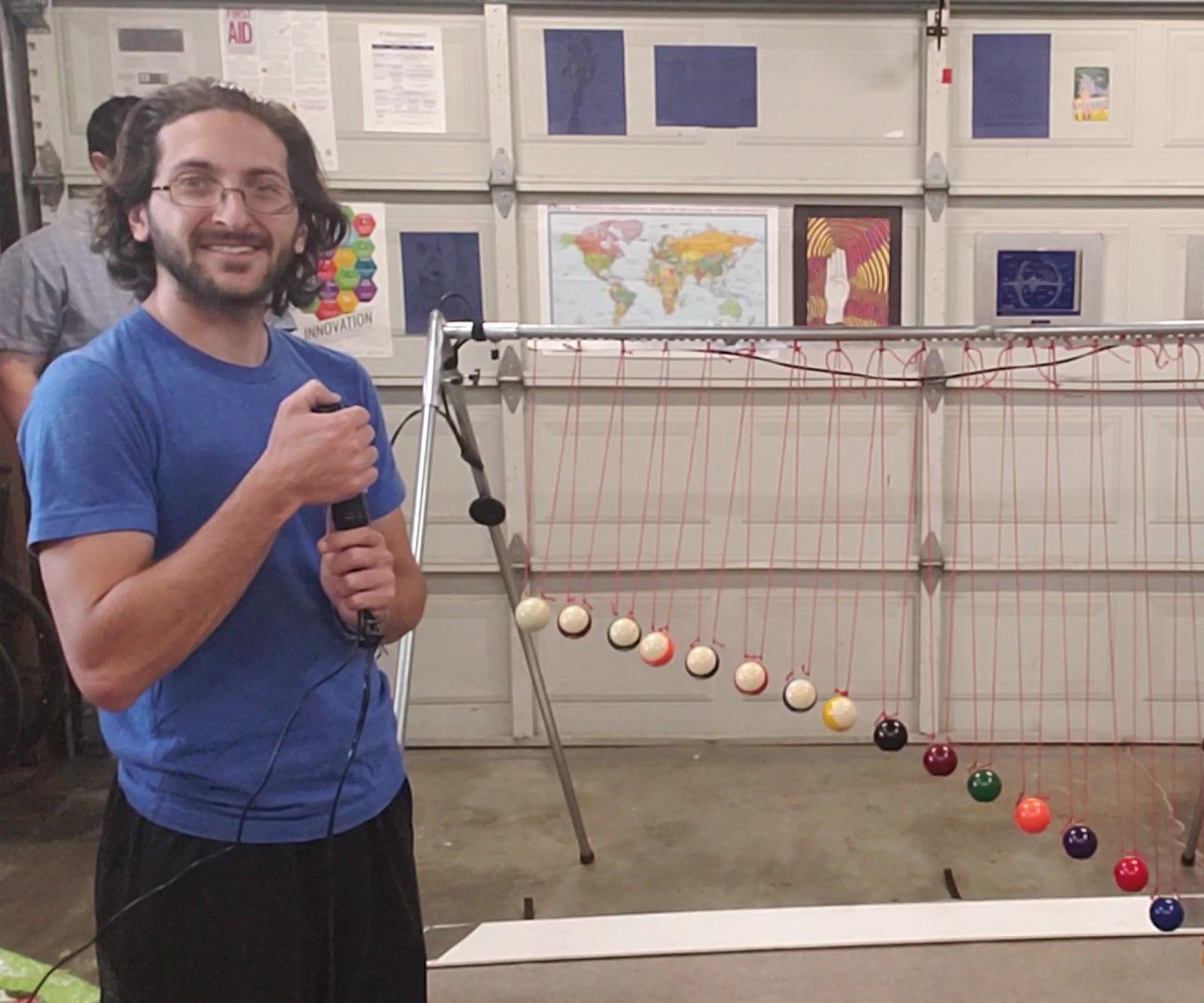 Giant Portable Wave Pendulum : 6 Steps - Instructables