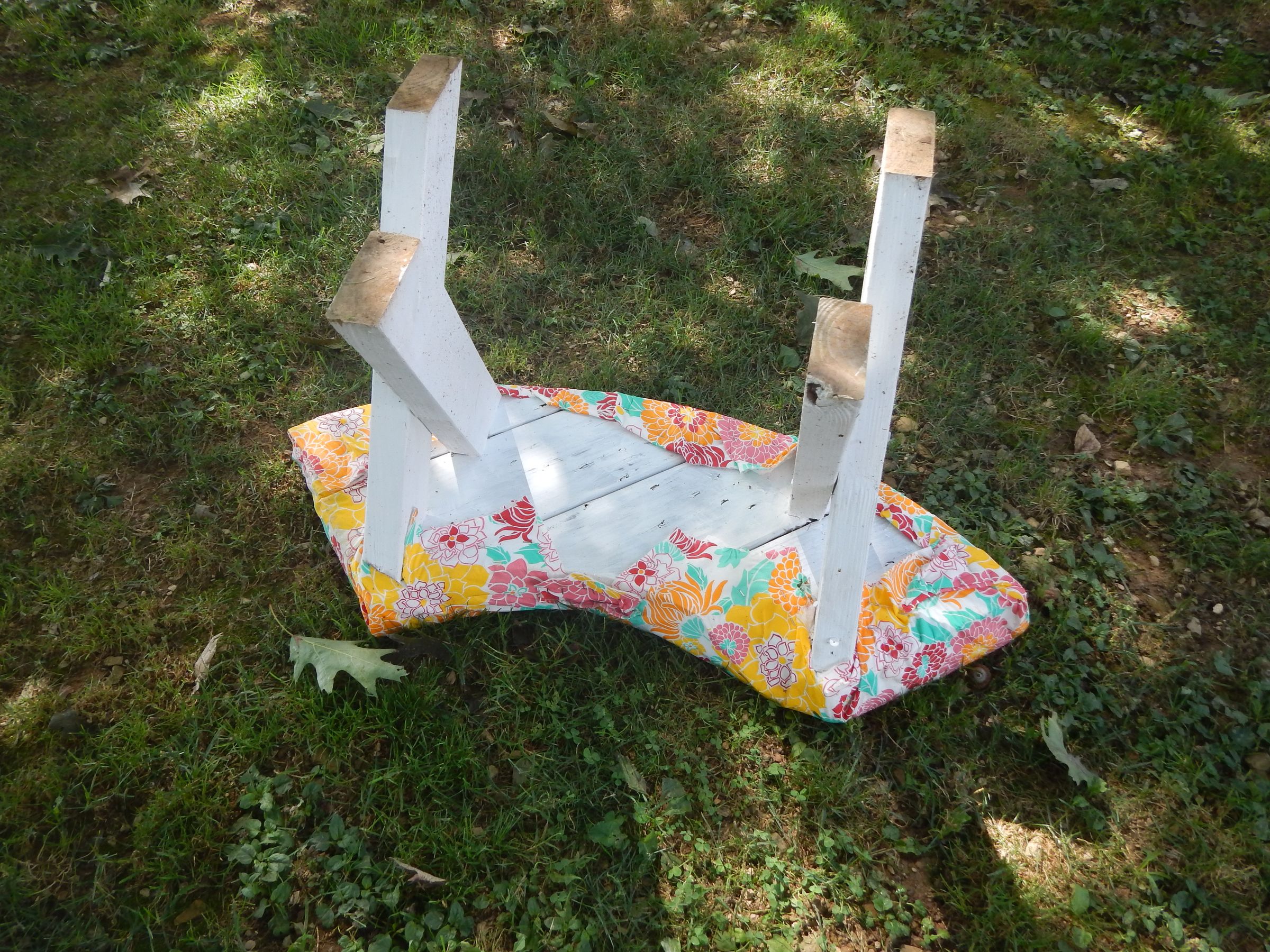 Reclaimed Cable Spool Into Cheap Picnic Table : 9 Steps (with Pictures ...