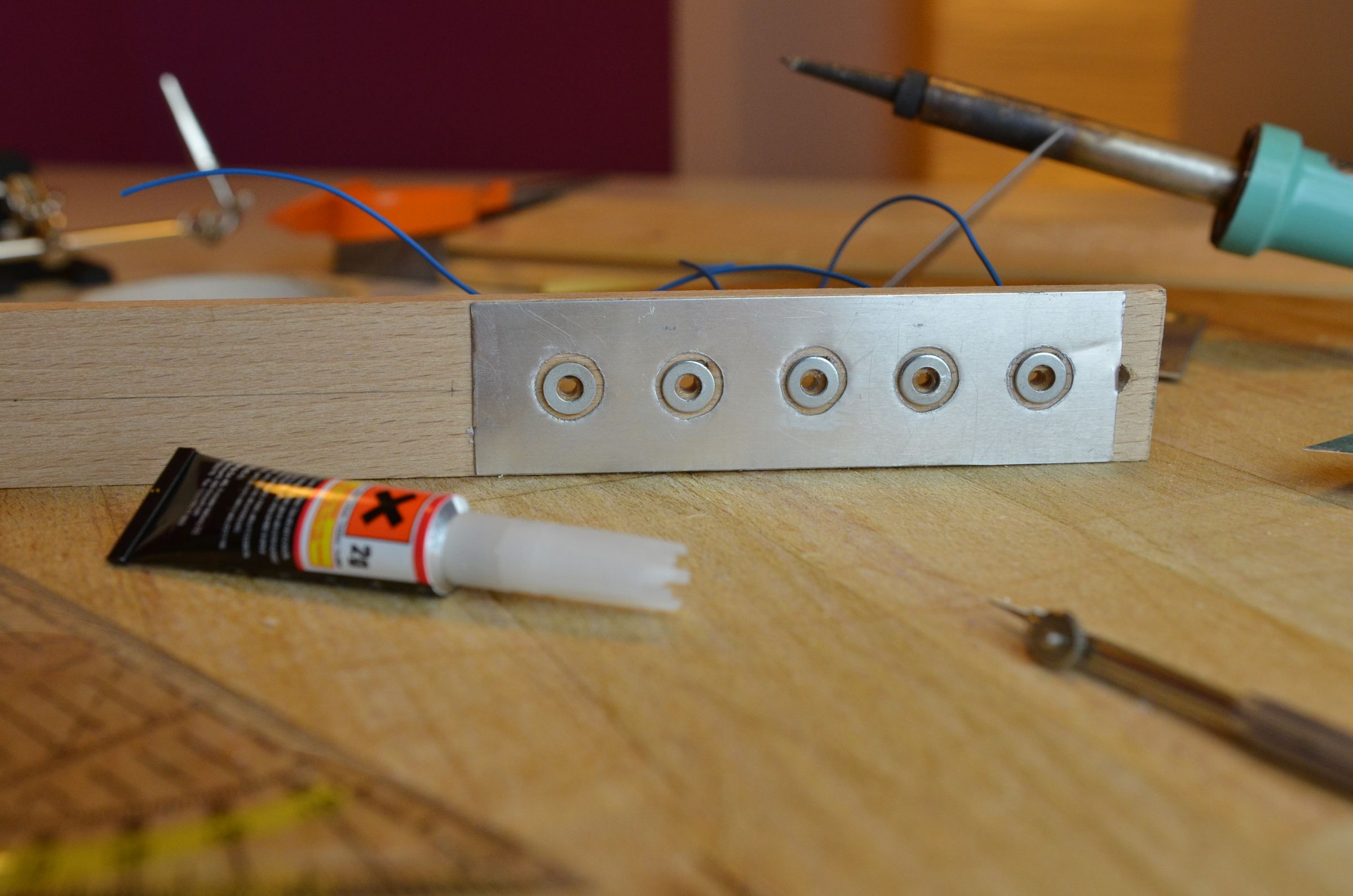 Capacitive Sensor Design : 9 Steps (with Pictures) - Instructables