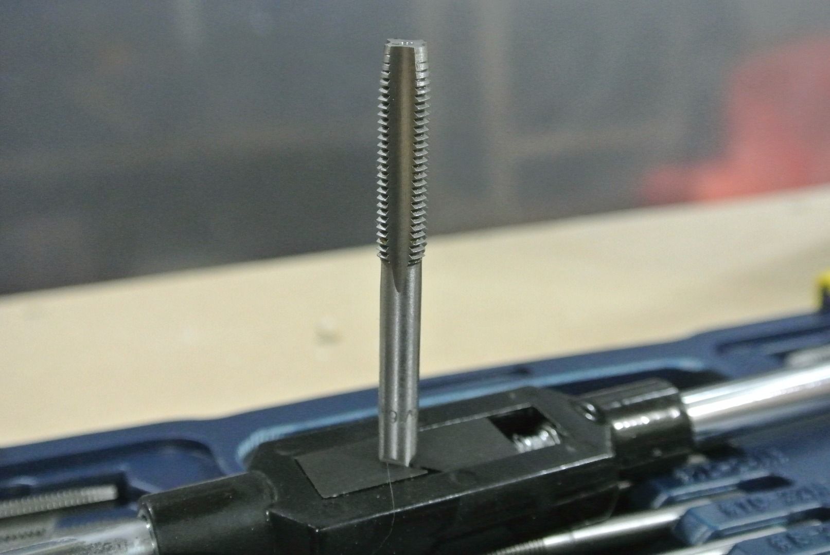 How to Tap Screw and Bolt Threads : 5 Steps (with Pictures) - Instructables