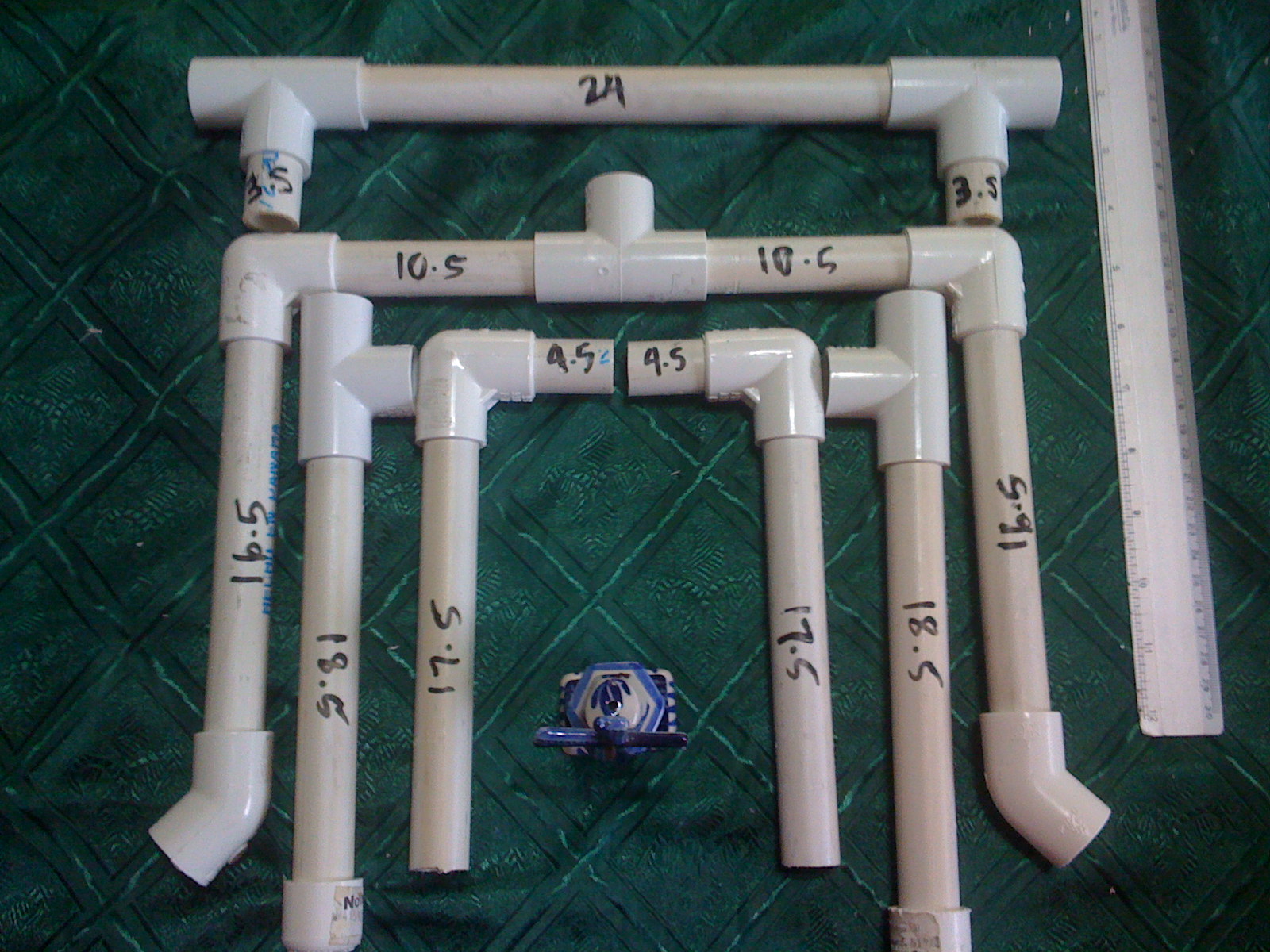 Laptop STAND PVC Table : 12 Steps - Instructables