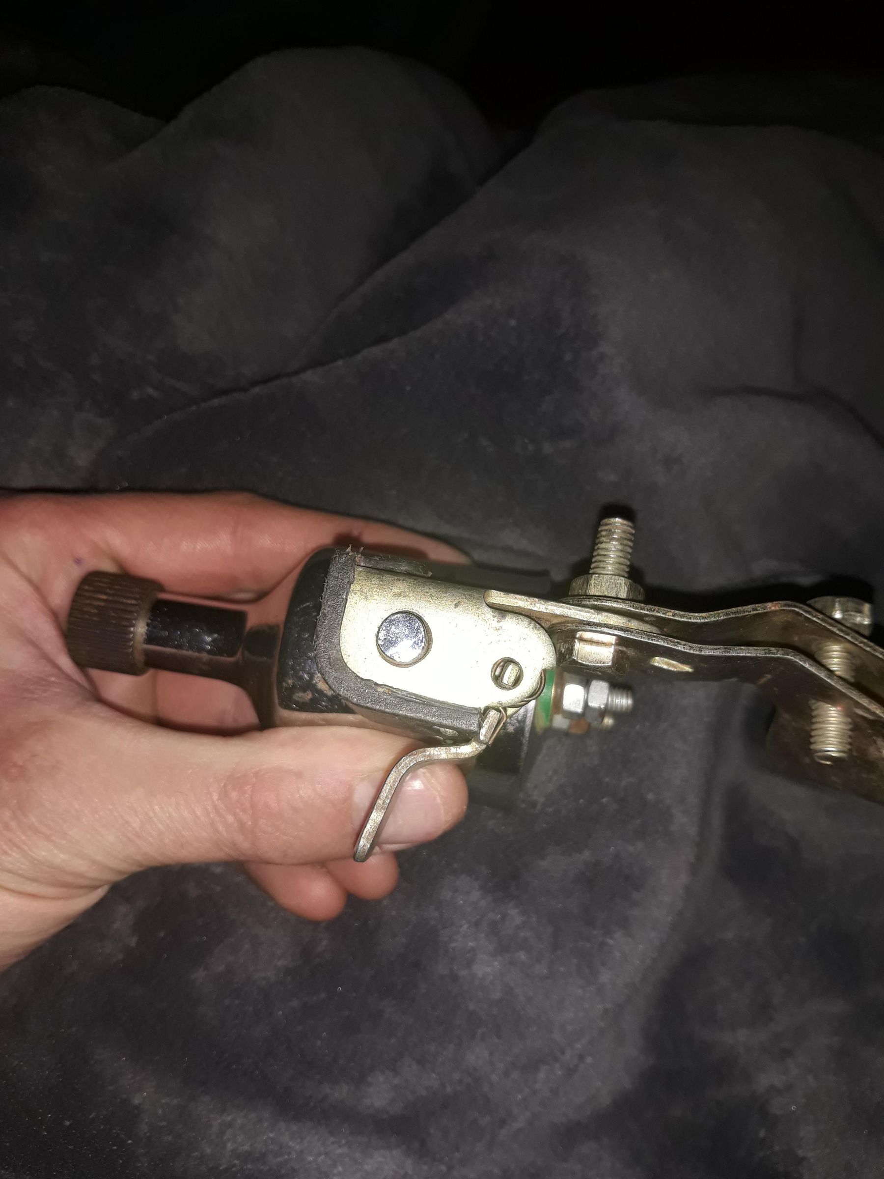 How to Install a Dynamo Powered Bicycle Light. : 7 Steps - Instructables