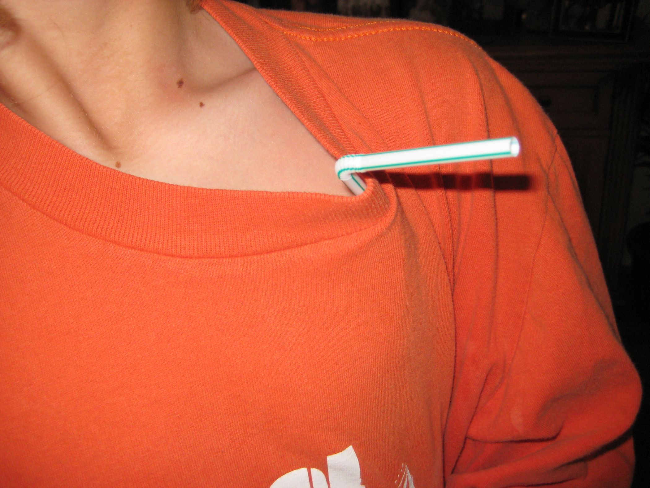 How to Make a Farting Noise With a Straw - Instructables