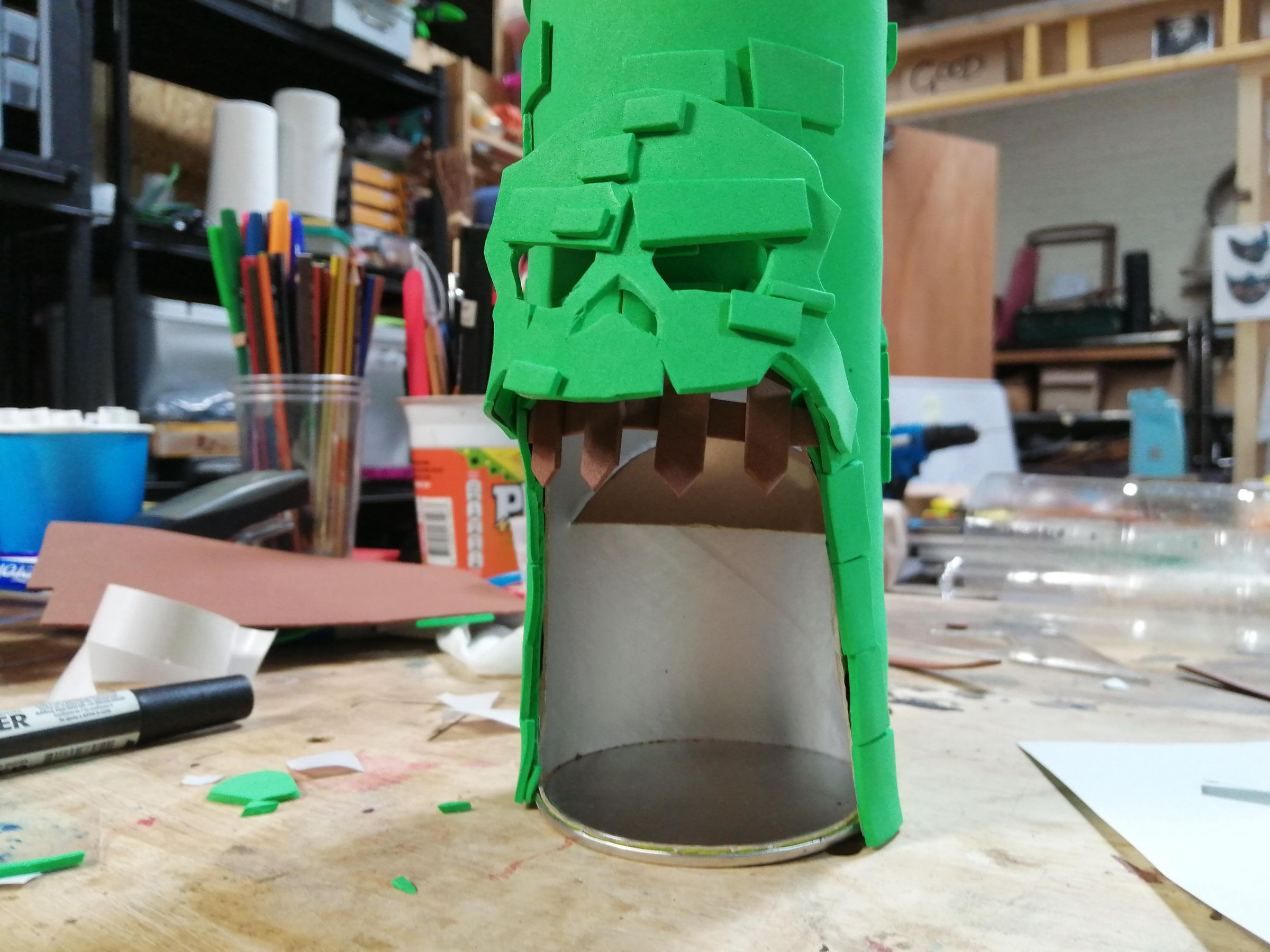 Pringles Tube Dice Tower : 9 Steps (with Pictures) - Instructables