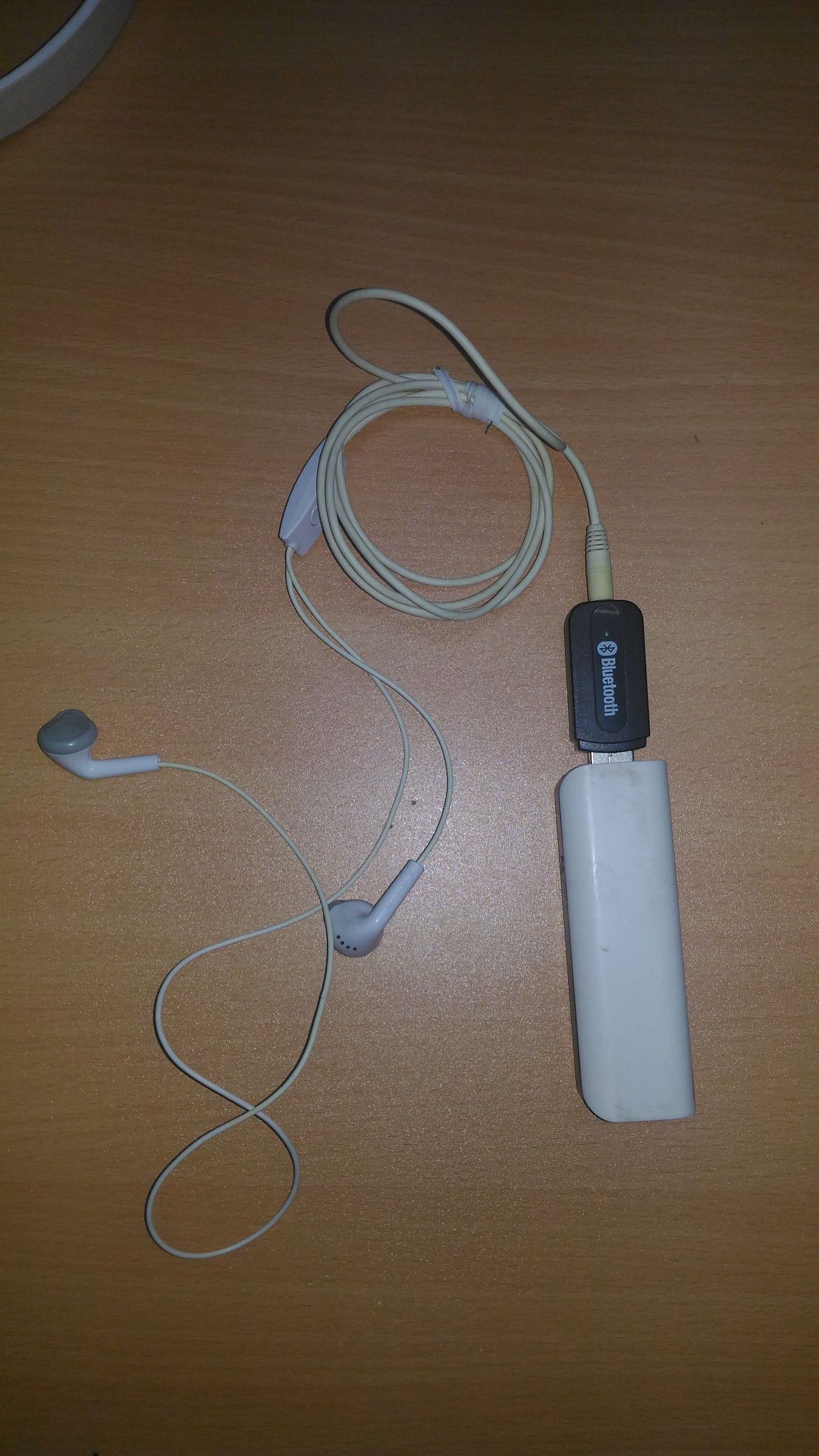 How to Make Wired Headphones Wireless DIY : 7 Steps - Instructables