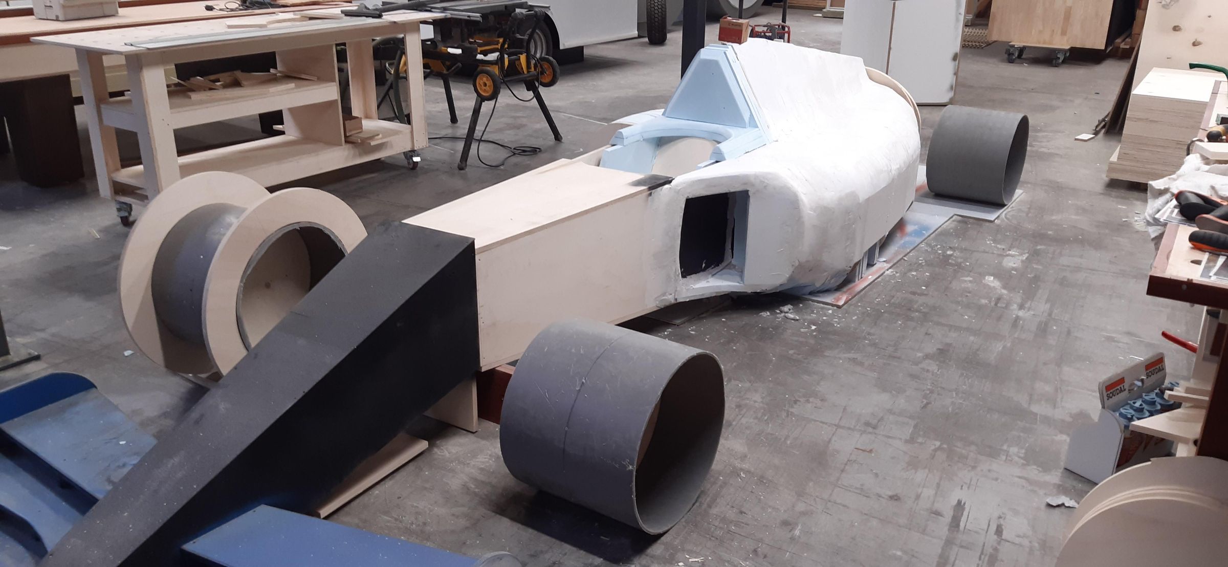 Full-size F1 Replica Car : 19 Steps (with Pictures) - Instructables