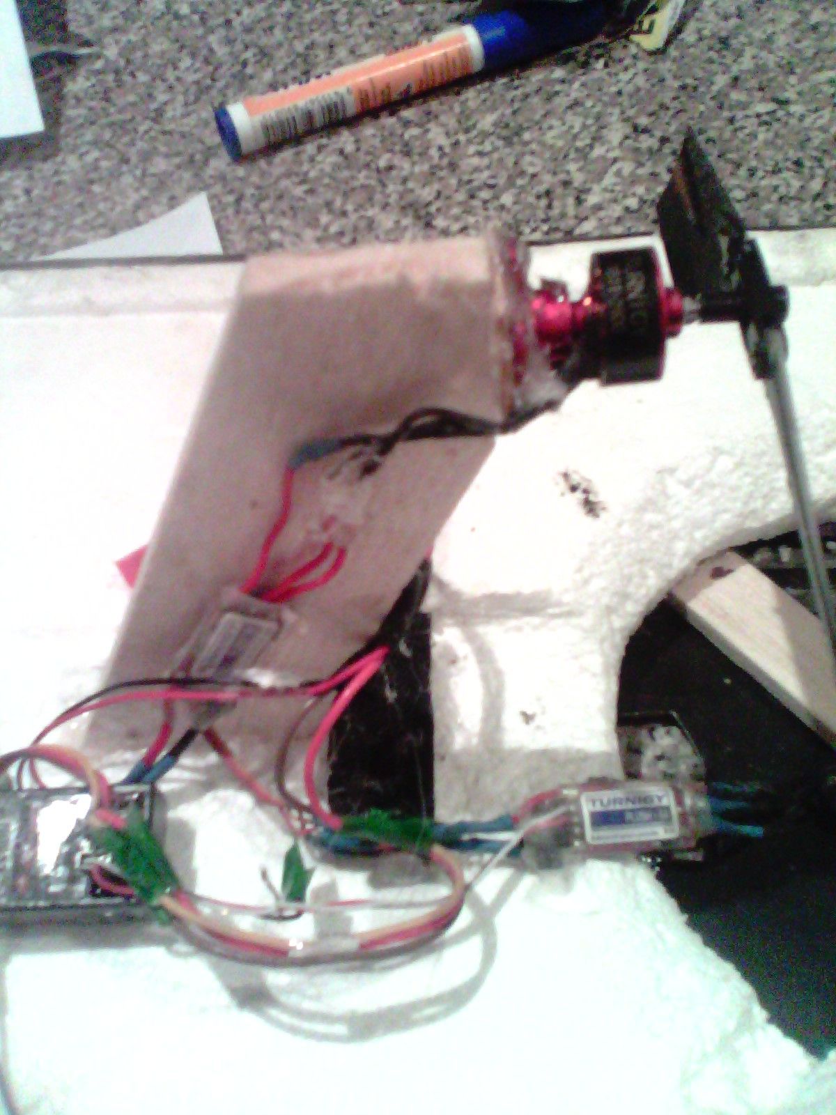 RC Hovercraft Everyone Can Build! : 4 Steps (with Pictures) - Instructables