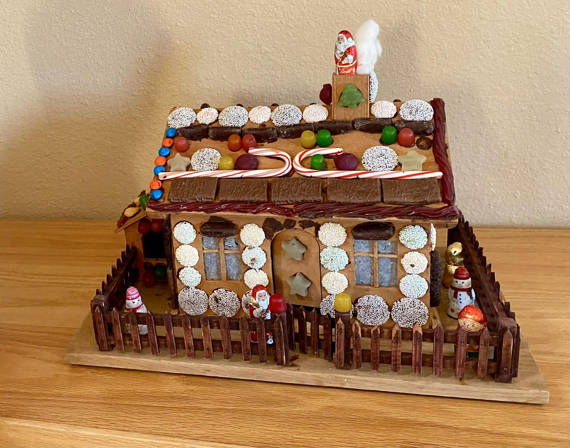 Perennial Gingerbread House : 9 Steps - Instructables