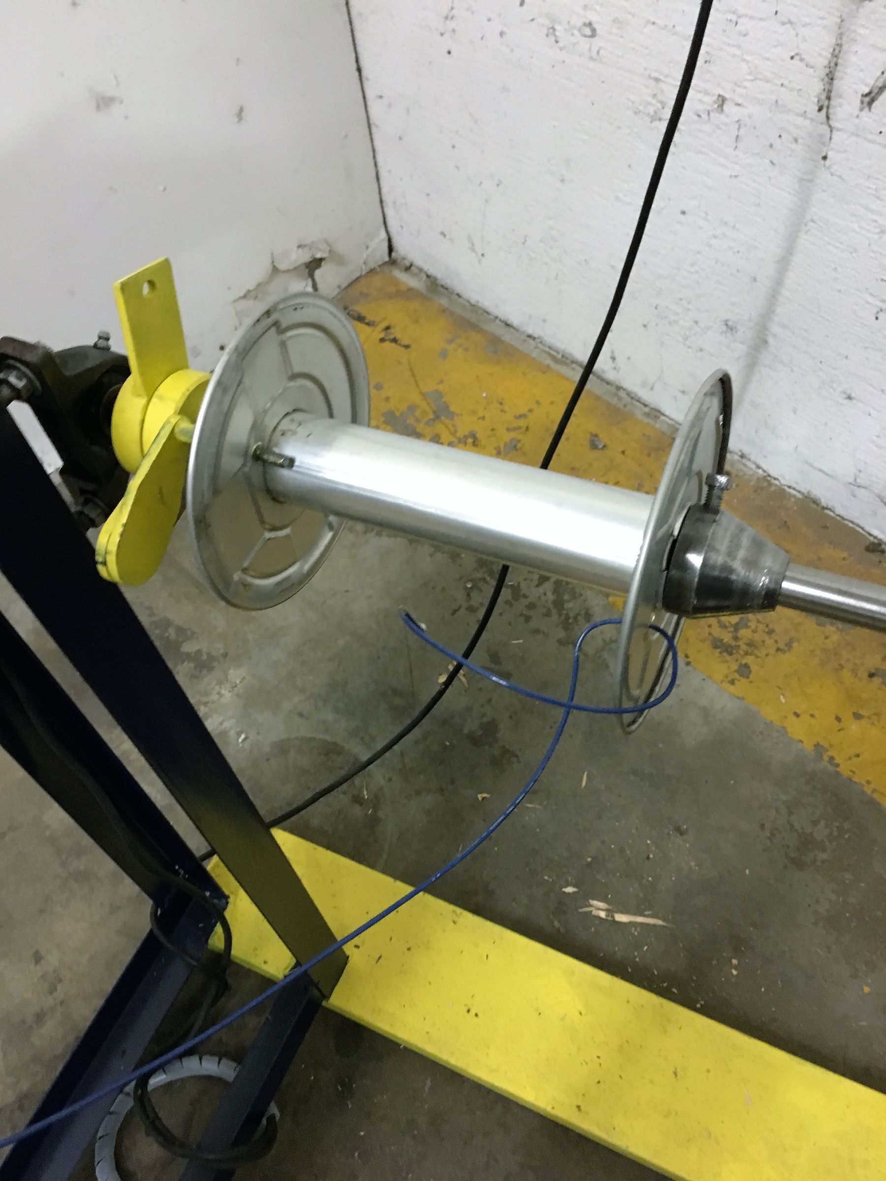 STEPS TO CUTTING WIRE SAFELY : 5 Steps (with Pictures) - Instructables